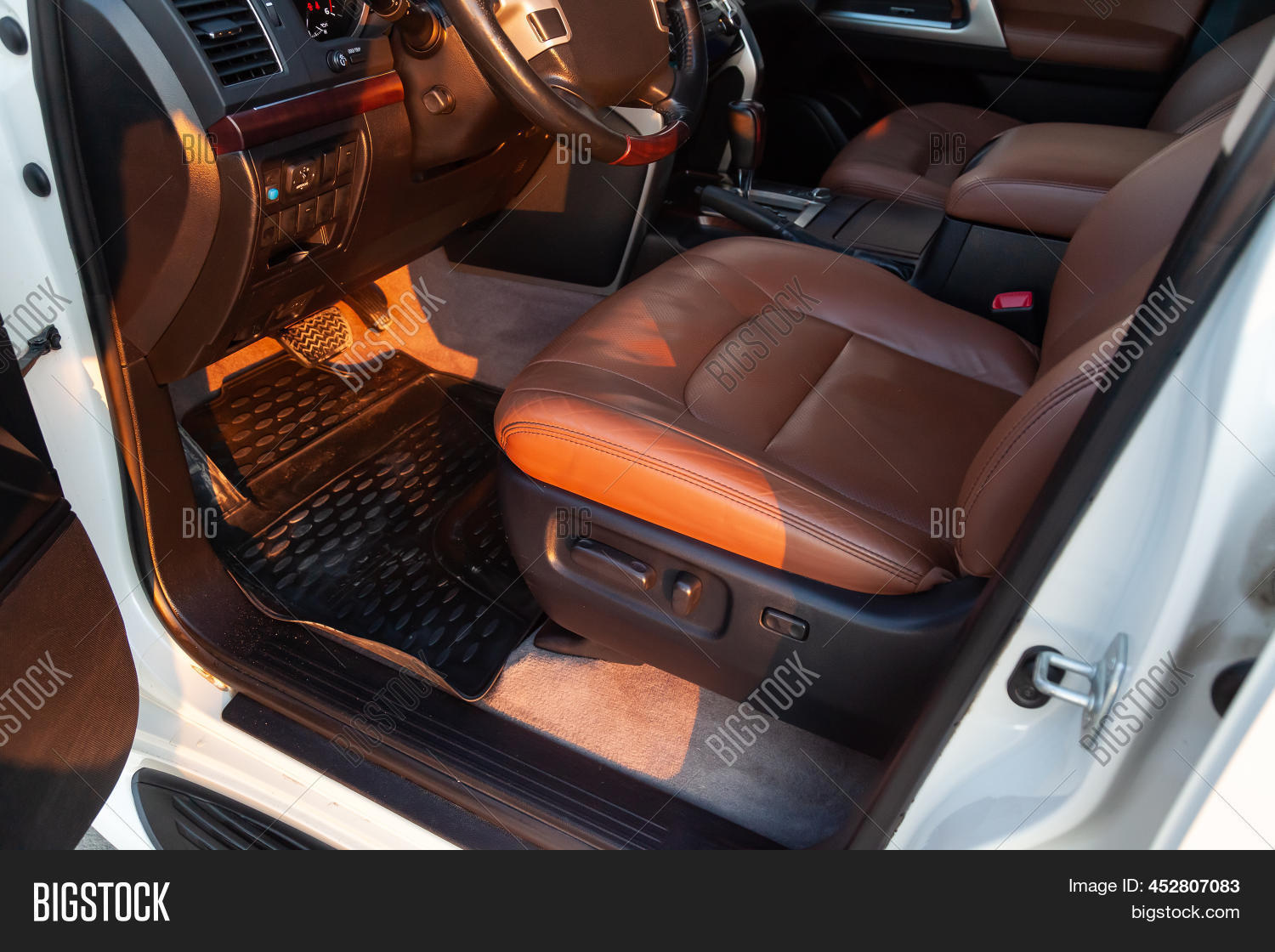 Car Inside Driver Image & Photo (Free Trial) | Bigstock