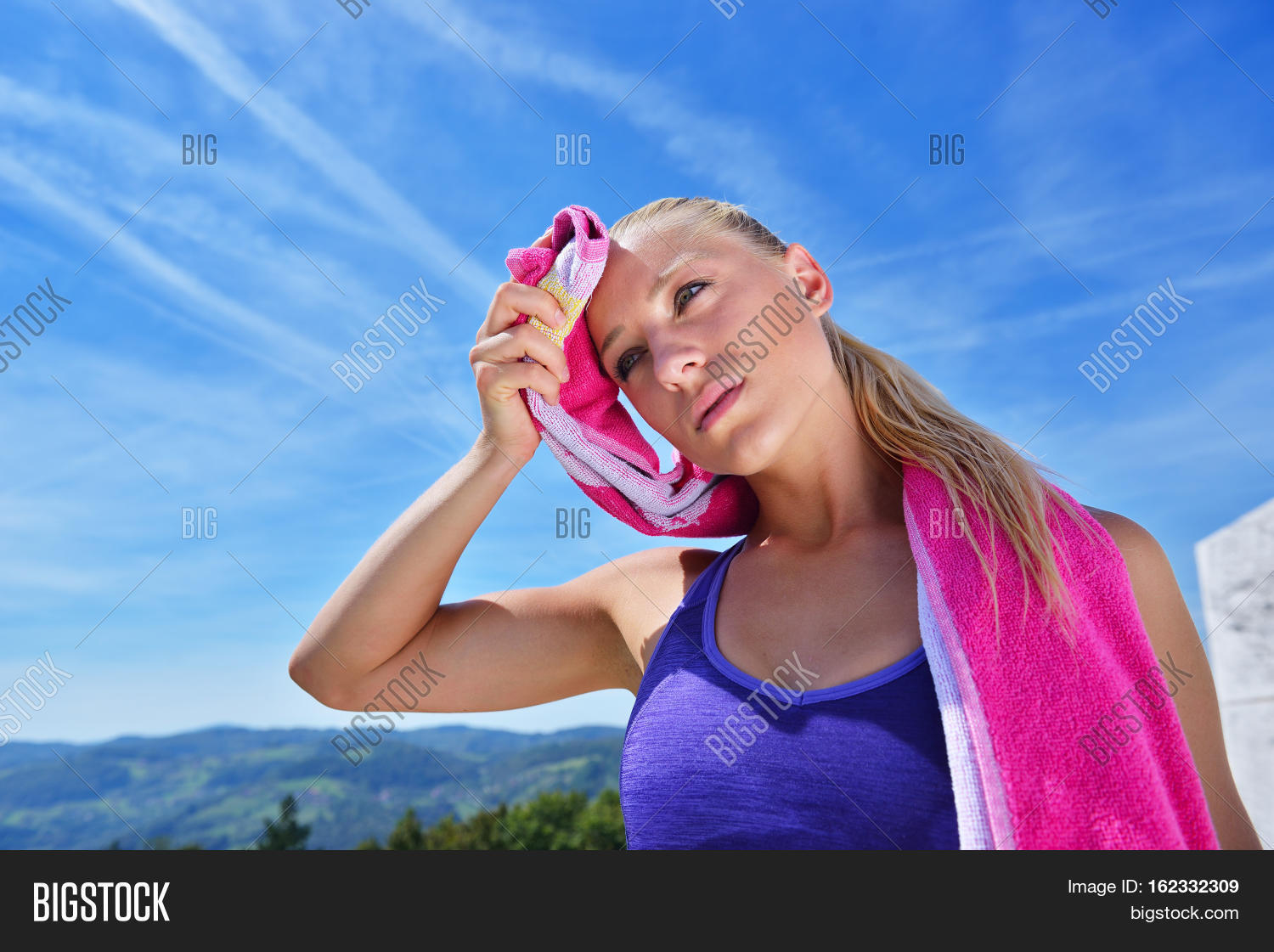 Sweaty Fitness Woman Image & Photo (Free Trial) | Bigstock