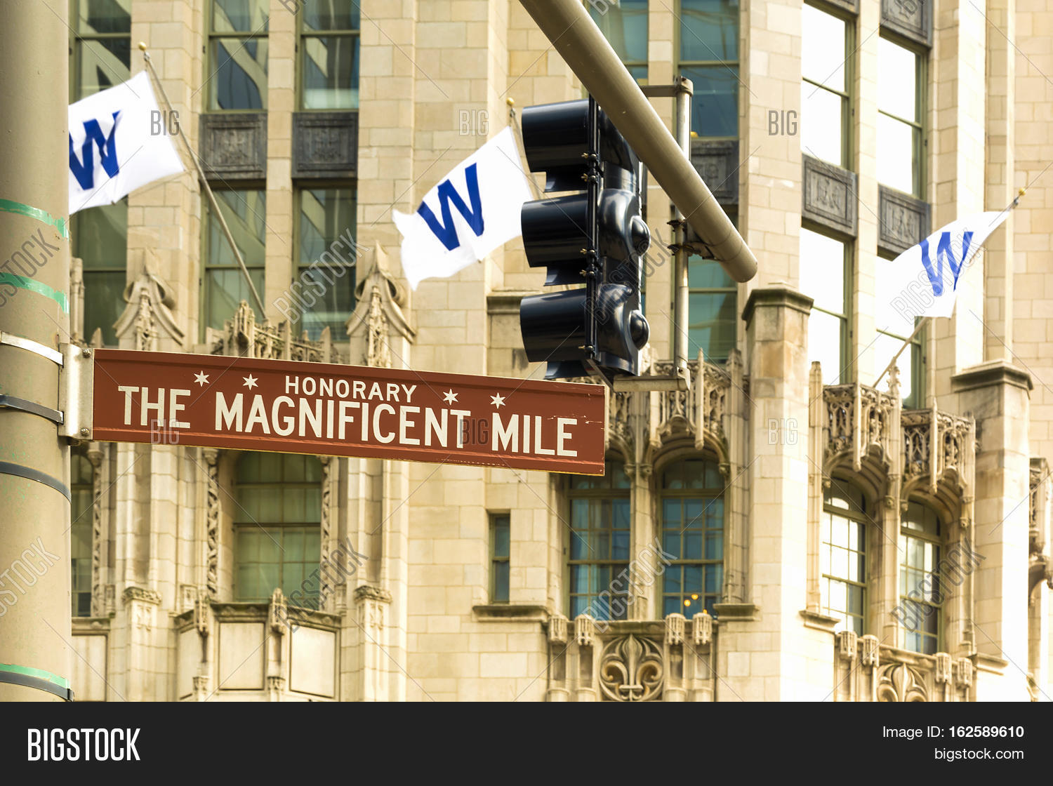 Magnificent Mile Sign Image & Photo (Free Trial) | Bigstock