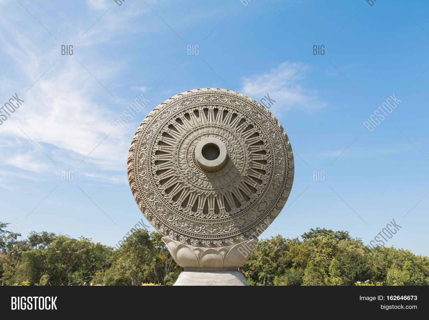 Wheel Dhamma Wheel Law Image & Photo (Free Trial) | Bigstock