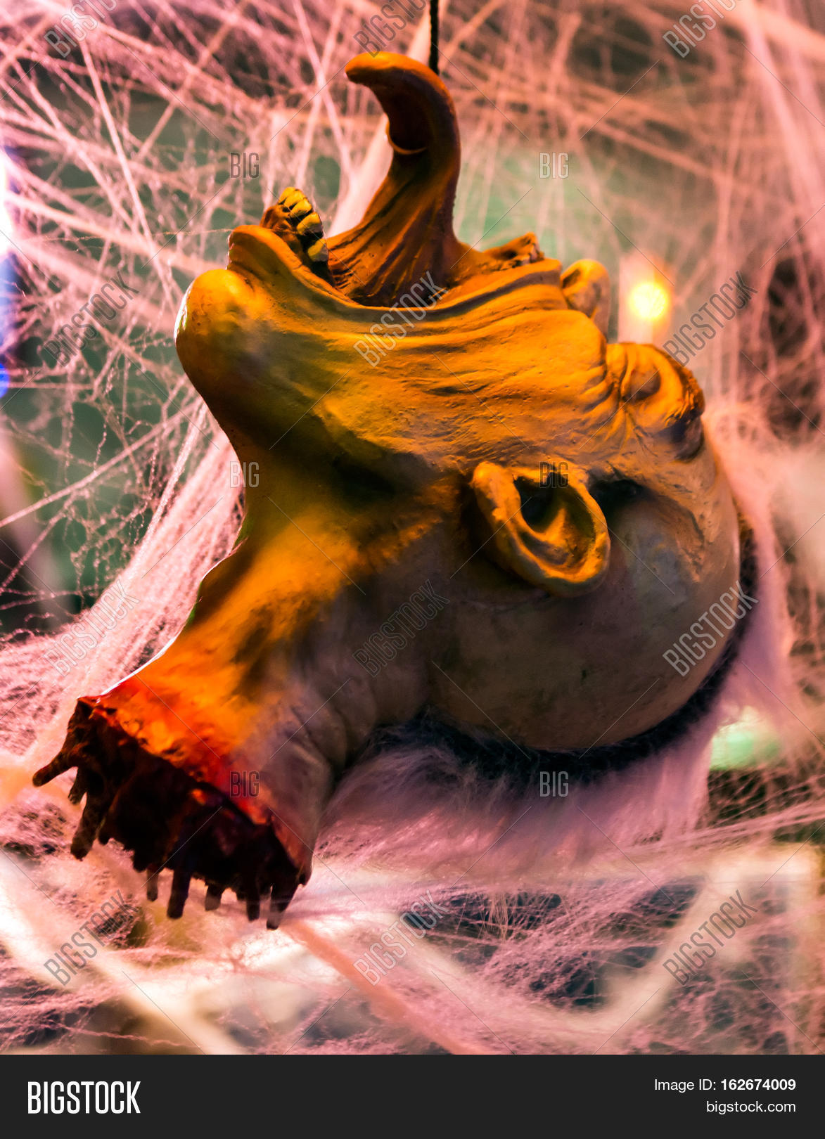 Beheaded Horror Mask Image & Photo (Free Trial) | Bigstock