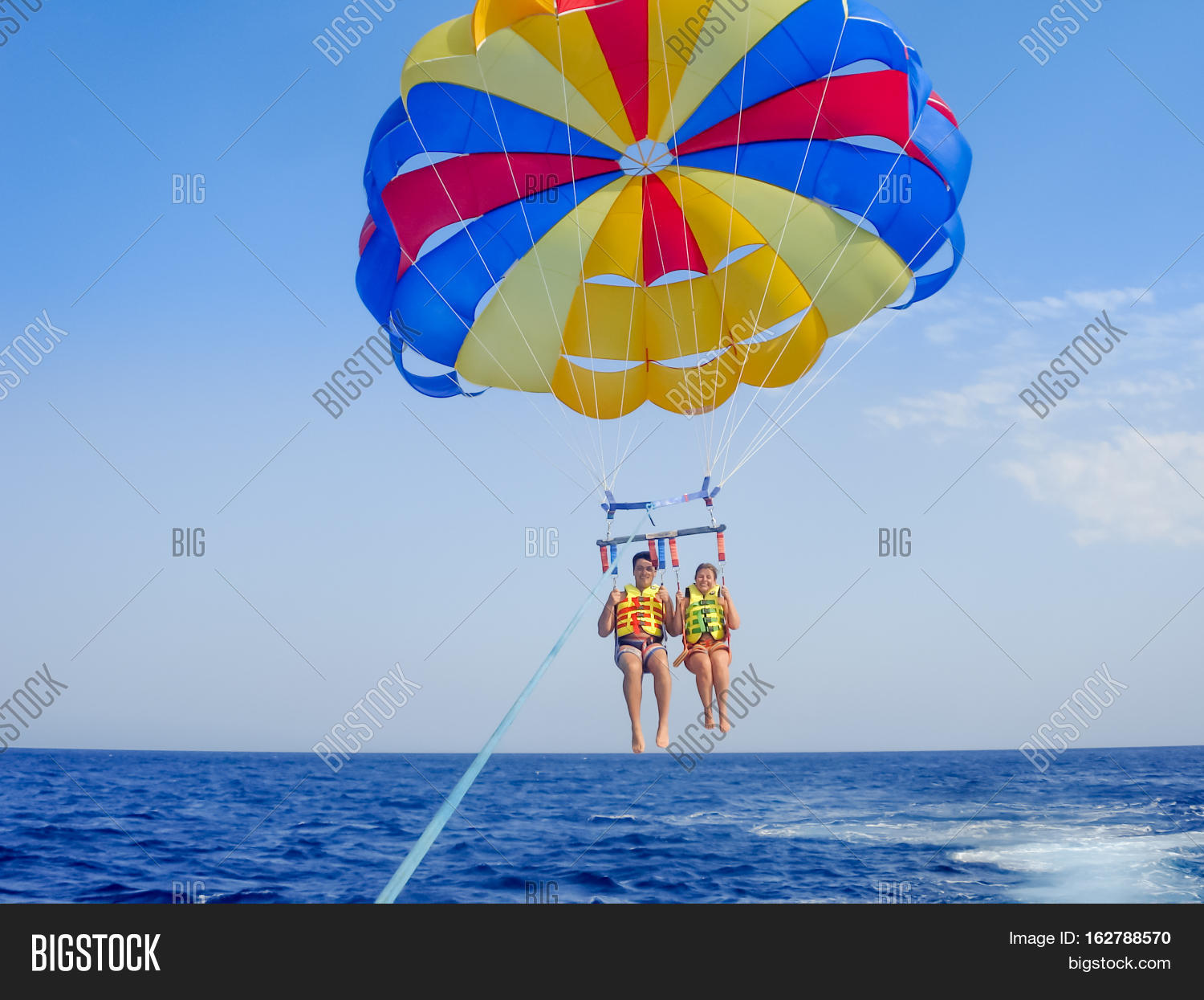 Parasailing Blue Sky Image & Photo (Free Trial) | Bigstock
