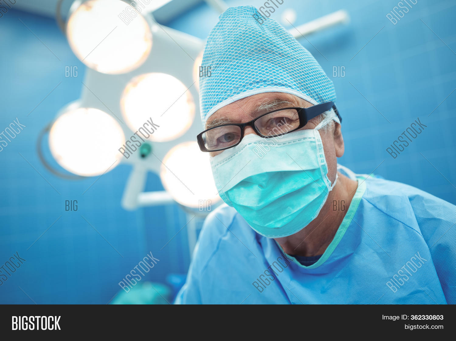 Portrait Male Surgeon Image & Photo (Free Trial) | Bigstock