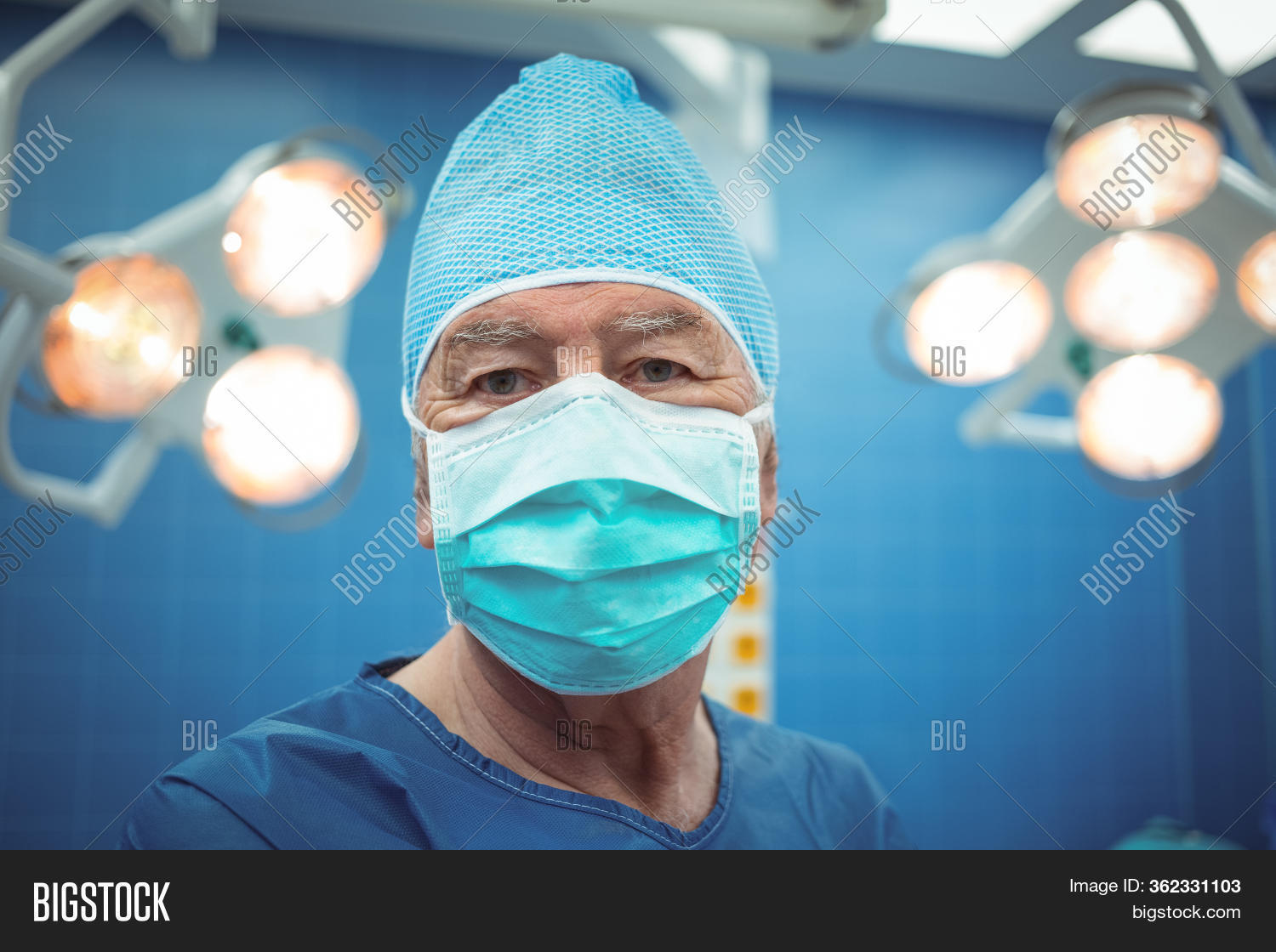 Portrait Male Surgeon Image & Photo (Free Trial) | Bigstock