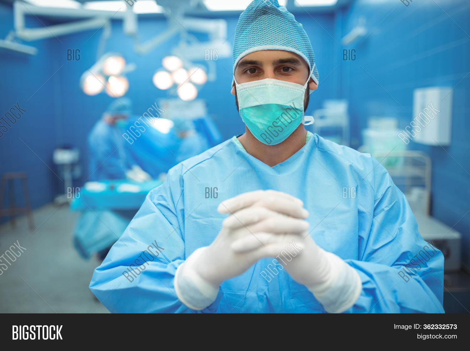 Portrait Male Surgeon Image & Photo (Free Trial) | Bigstock
