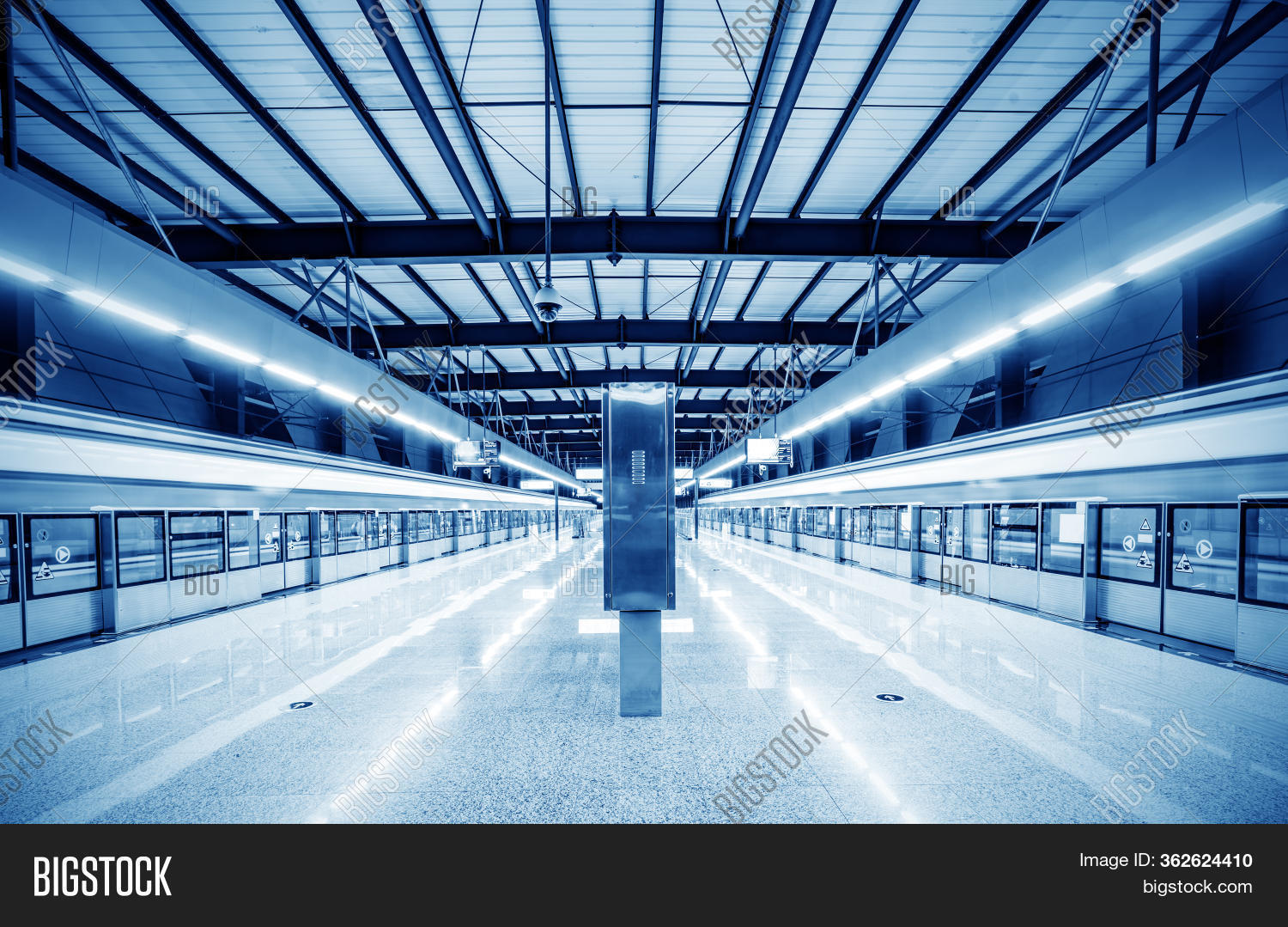 Light Rail Train, That Image & Photo (Free Trial) | Bigstock