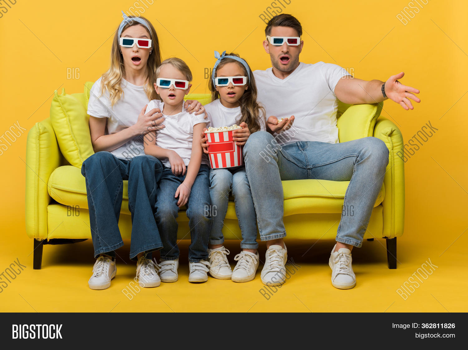 Shocked Family 3d Image & Photo (Free Trial) | Bigstock