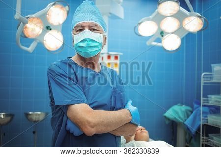 Portrait Male Surgeon Image & Photo (Free Trial) | Bigstock