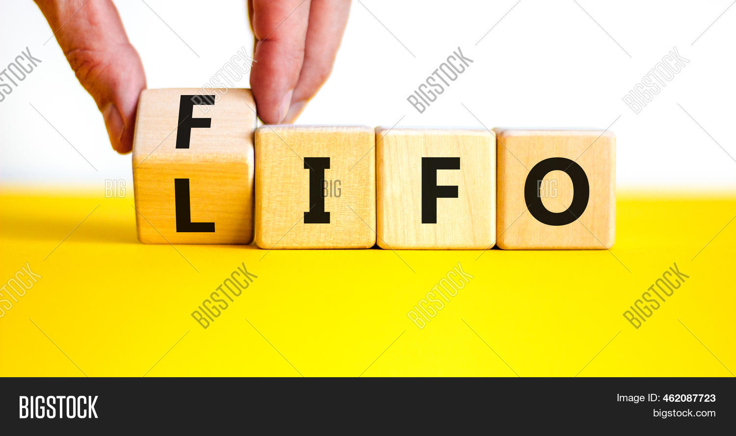 Bild och foto med Lifo Fifo (kostnadsfritt prov) | Bigstock