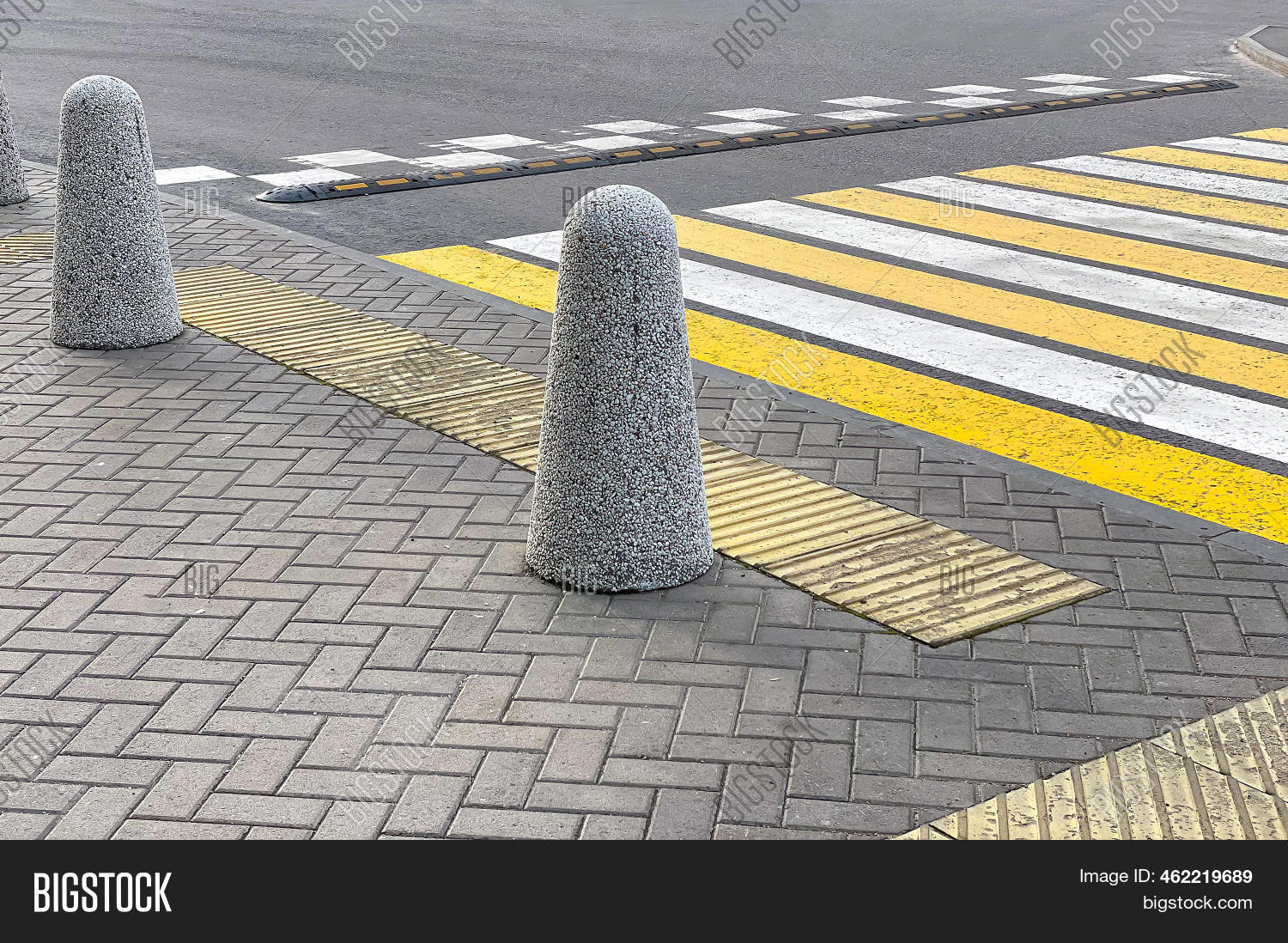 Pedestrian Crossing Image & Photo (Free Trial) | Bigstock
