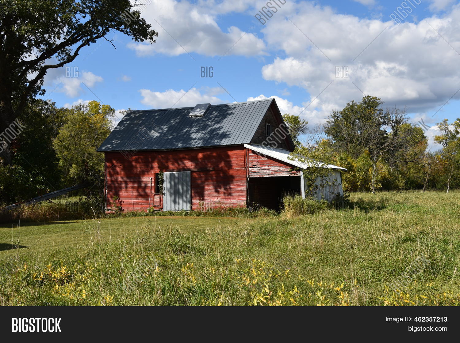 Old Farm Granary Image & Photo (Free Trial) | Bigstock