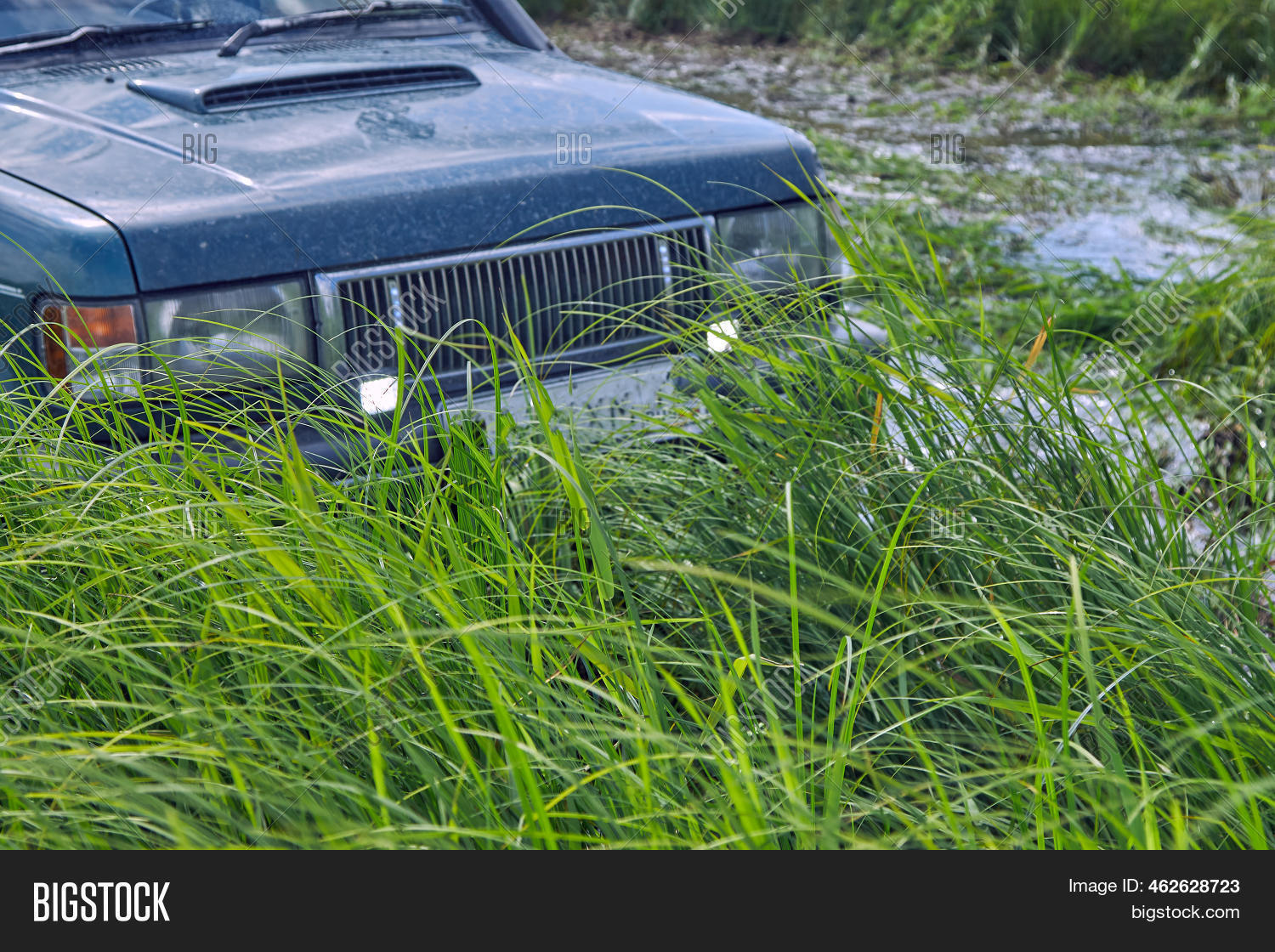 4x4 Off-road Car Moves Image & Photo (Free Trial) | Bigstock