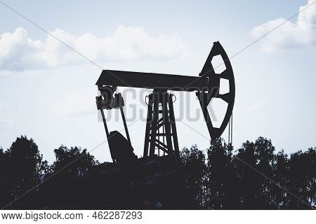 Oil Injection. Oil Image & Photo (Free Trial) | Bigstock