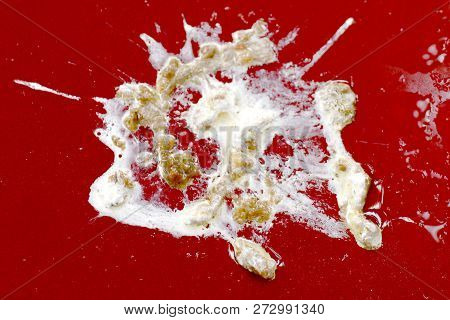 Bird Shit, Drop Bird Image & Photo (Free Trial) | Bigstock