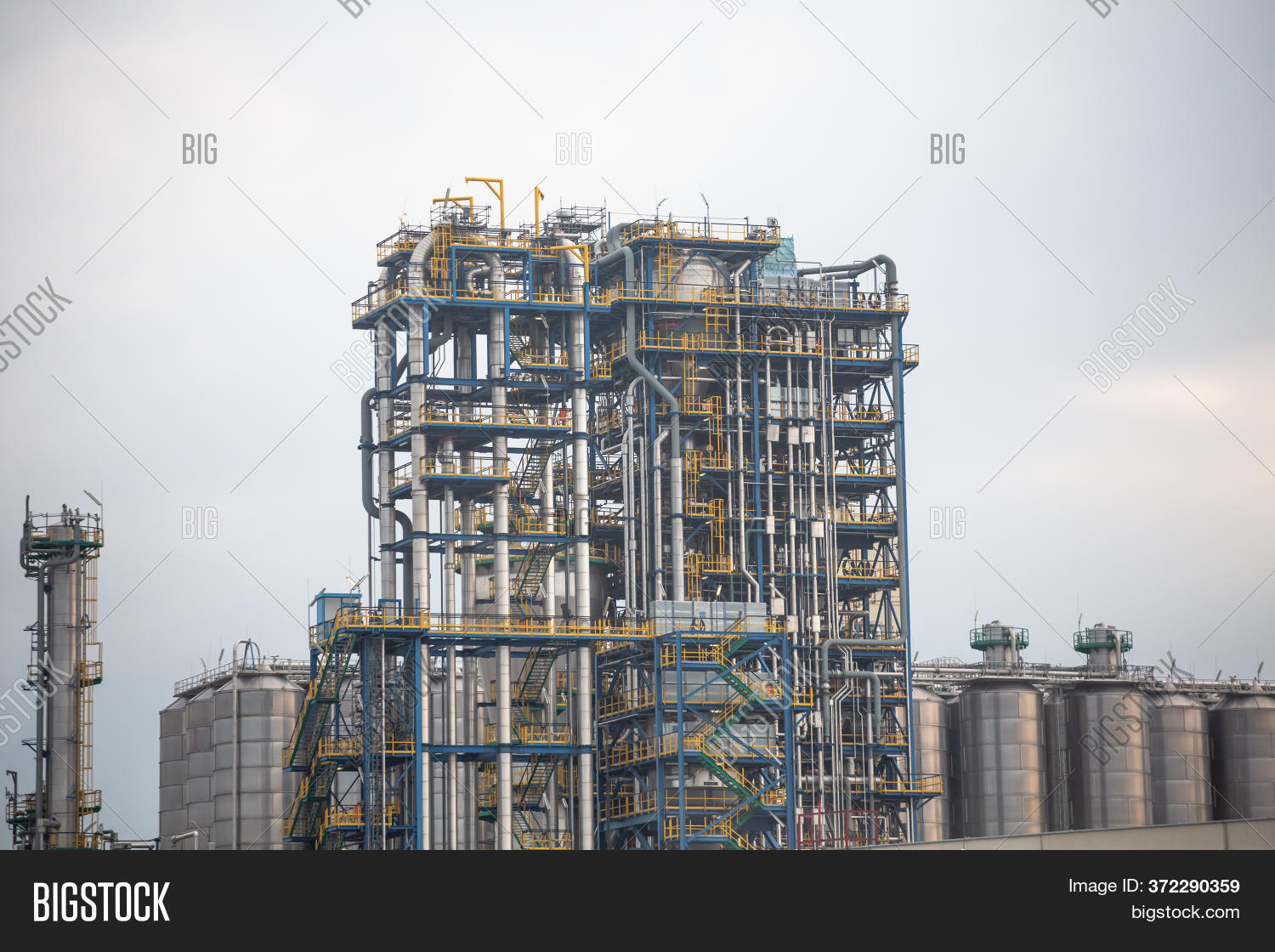 Pipeline System Oil Image & Photo (Free Trial) | Bigstock