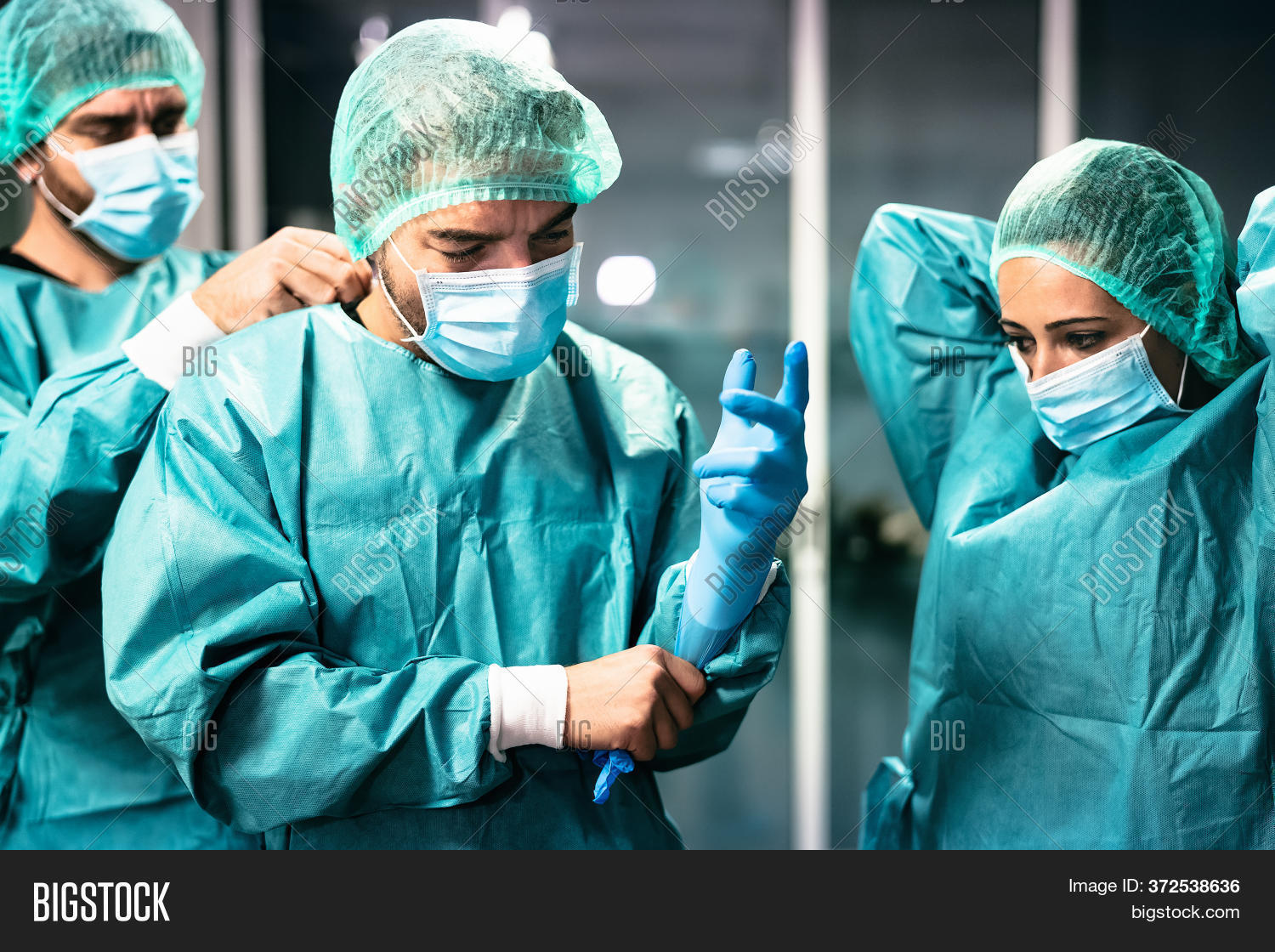 Doctors Preparation Image & Photo (Free Trial) | Bigstock