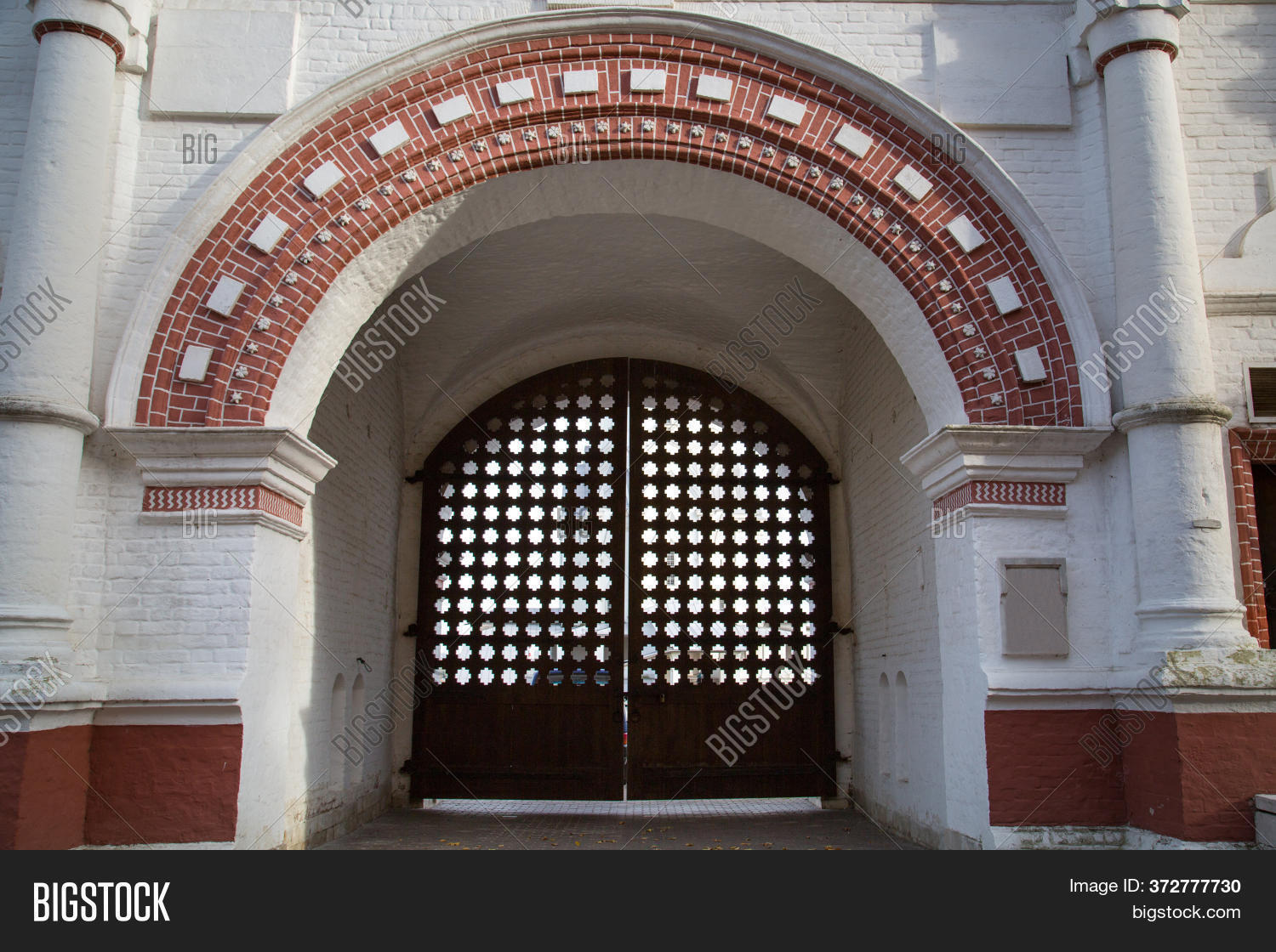 Front Palace Gate Image & Photo (Free Trial) | Bigstock