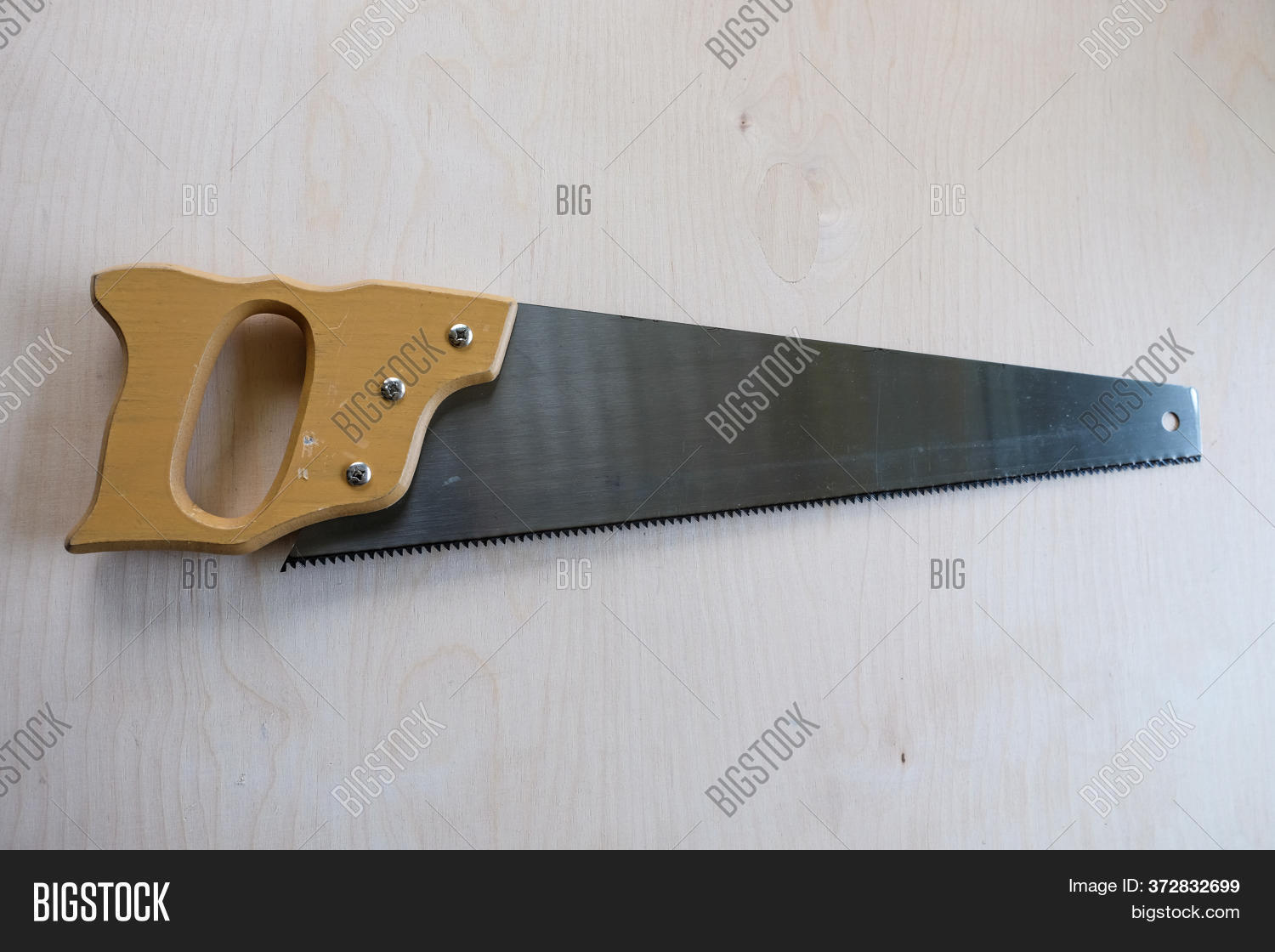 Hacksaw Hand On Wood Image & Photo (Free Trial) | Bigstock