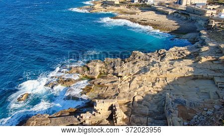 Wet Rock Above Images, Illustrations & Vectors (Free) - Bigstock