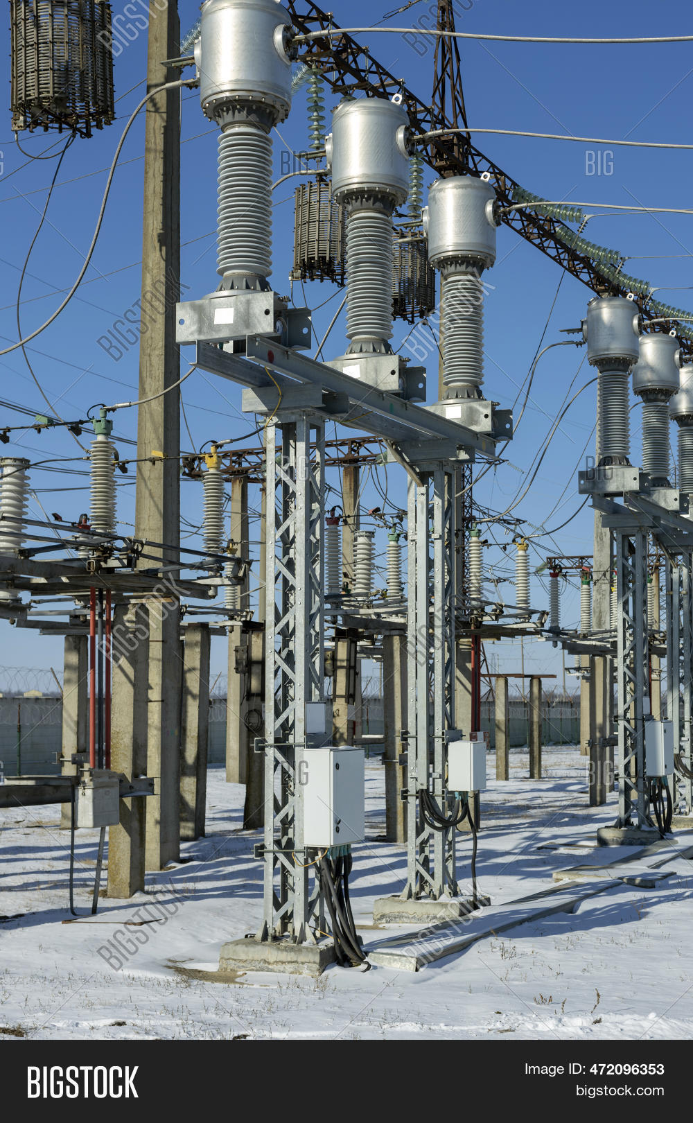 Current 图片和照片（免费试用） | Bigstock