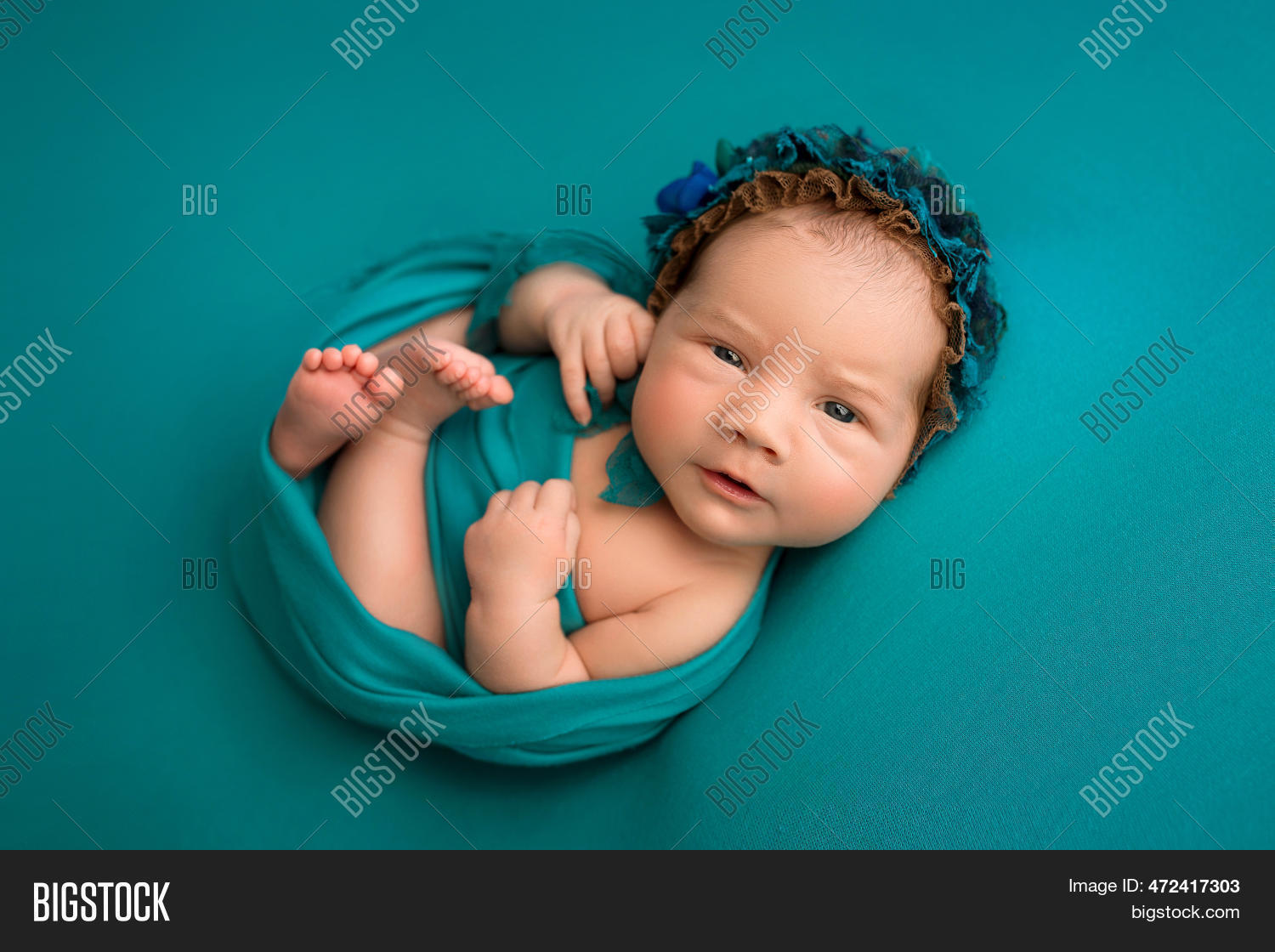 Top View Newborn Baby Image & Photo (Free Trial) | Bigstock