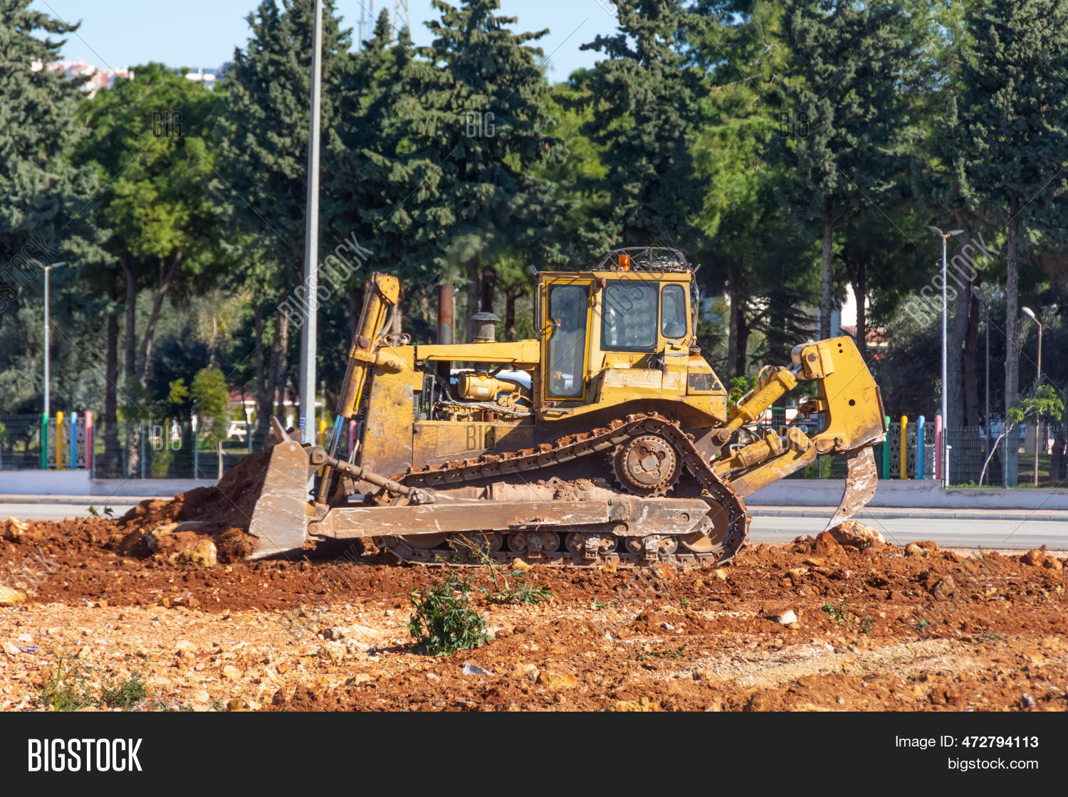 Bulldozer Plow Bucket Image & Photo (Free Trial) | Bigstock