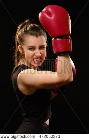 Muay Thai Female Boxer Image & Photo (Free Trial) | Bigstock