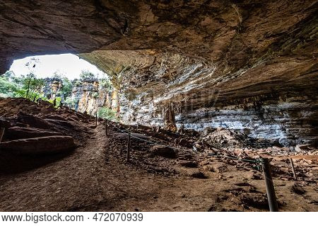 Limestone Cave Image & Photo (Free Trial) | Bigstock
