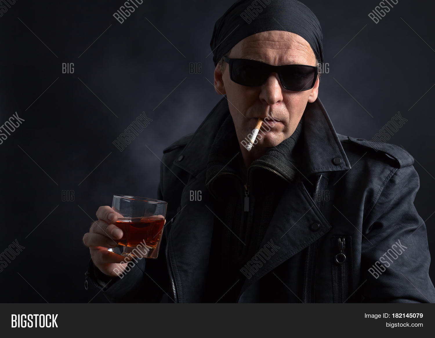 Rocker Glass Whiskey Image & Photo (Free Trial) | Bigstock