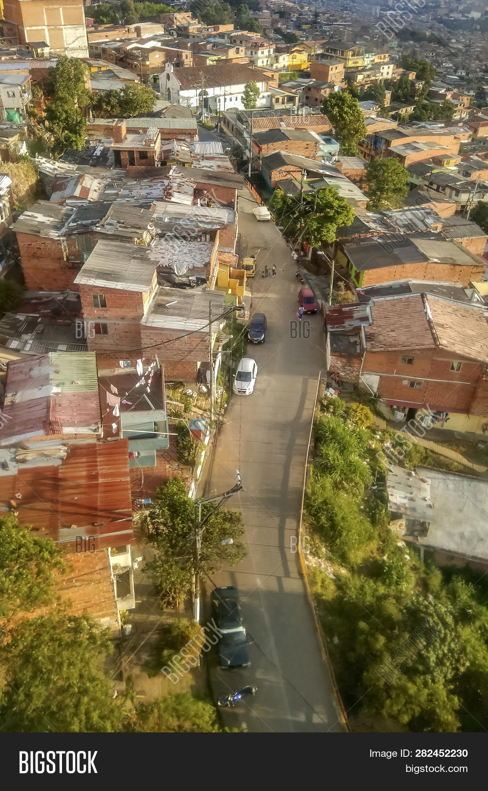 Comuna Slum / Slums Image & Photo (Free Trial) | Bigstock