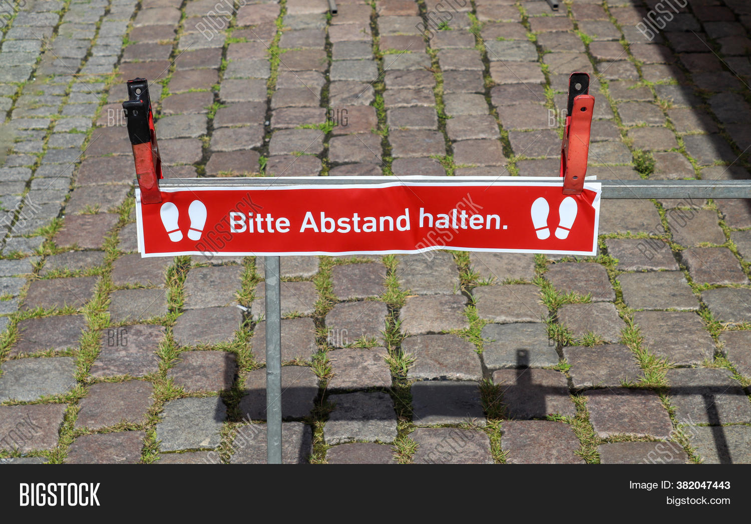 Keep Distance Symbol Image & Photo (Free Trial) | Bigstock