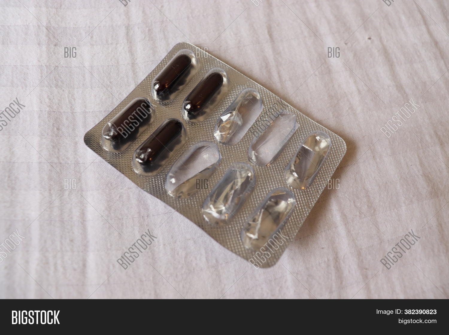 Packet Medicines Image & Photo (Free Trial) | Bigstock