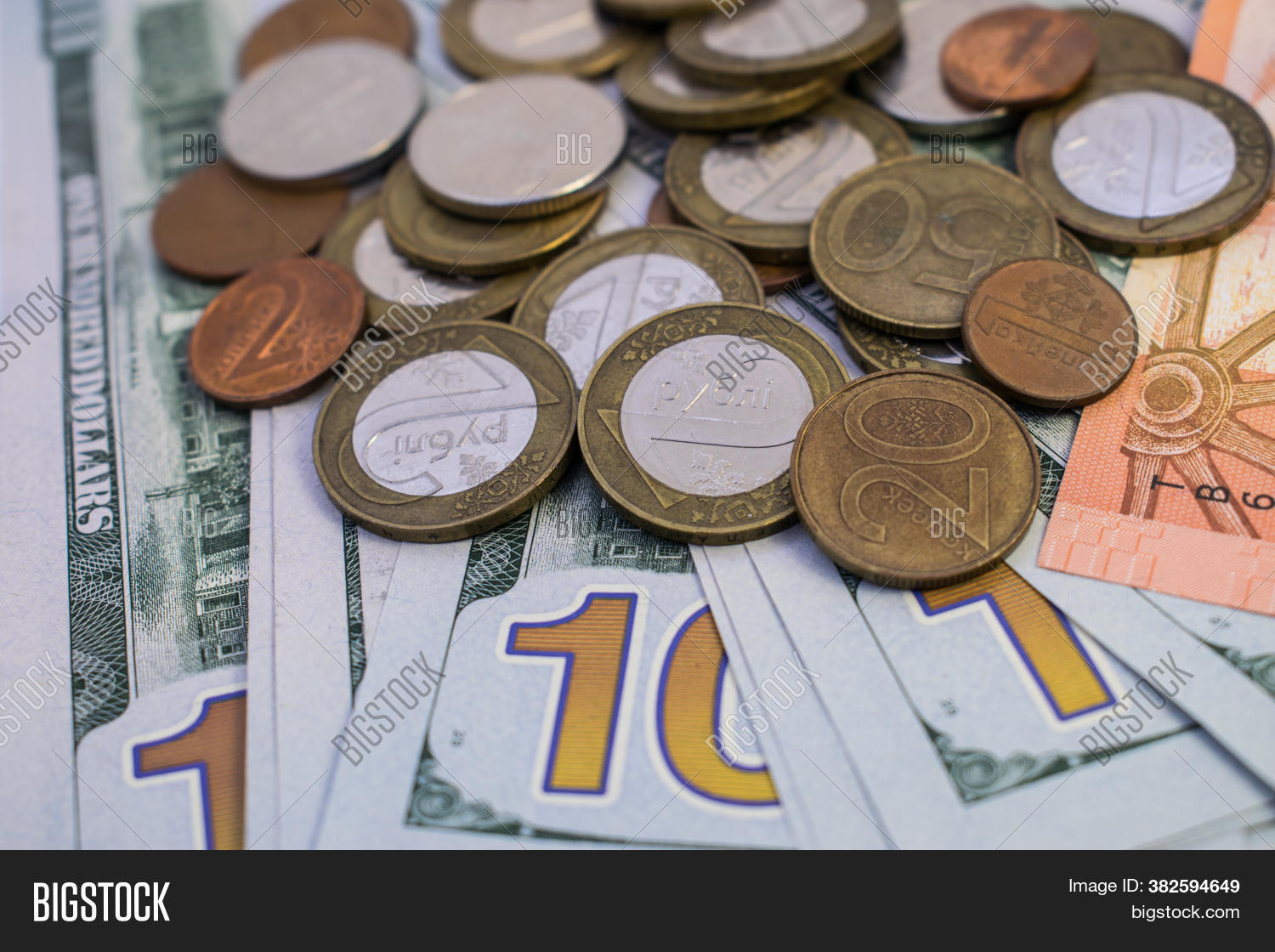 On Fanned-out Dollars Image & Photo (Free Trial) | Bigstock