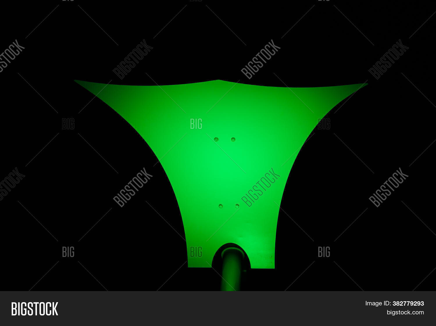 Street Lamp Green Image & Photo (Free Trial) | Bigstock