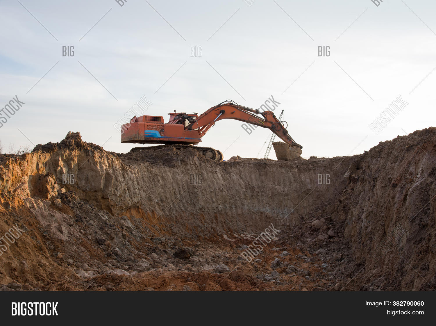 Excavator Working Image & Photo (Free Trial) | Bigstock