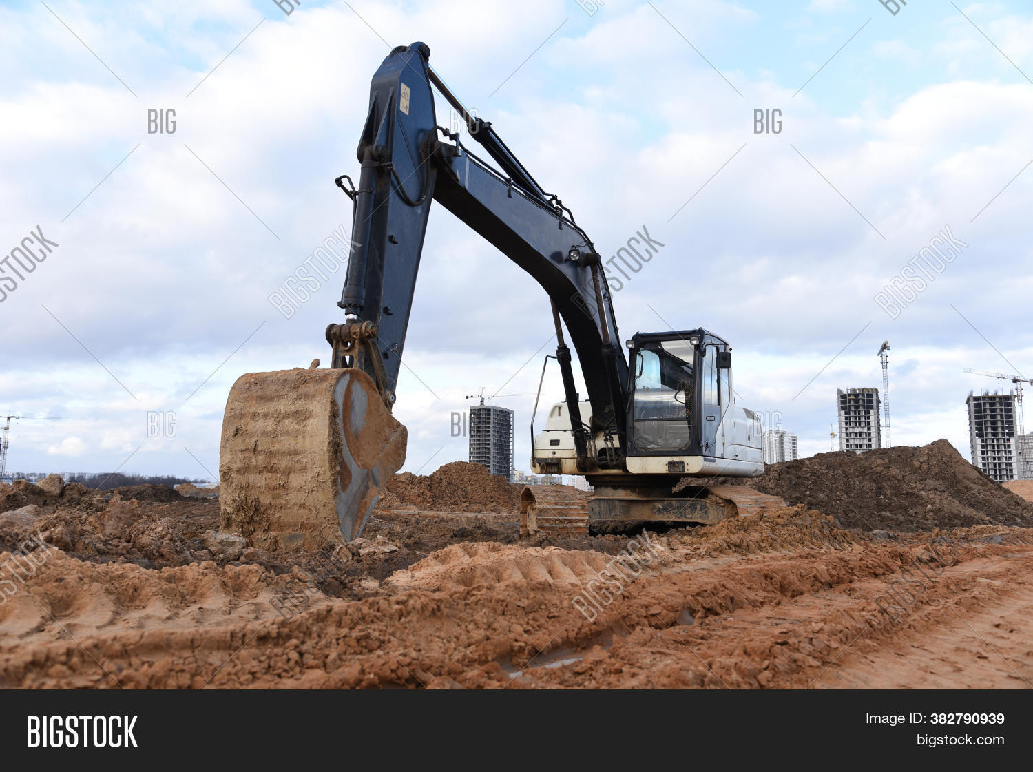 Black White Excavator Image & Photo (Free Trial) | Bigstock