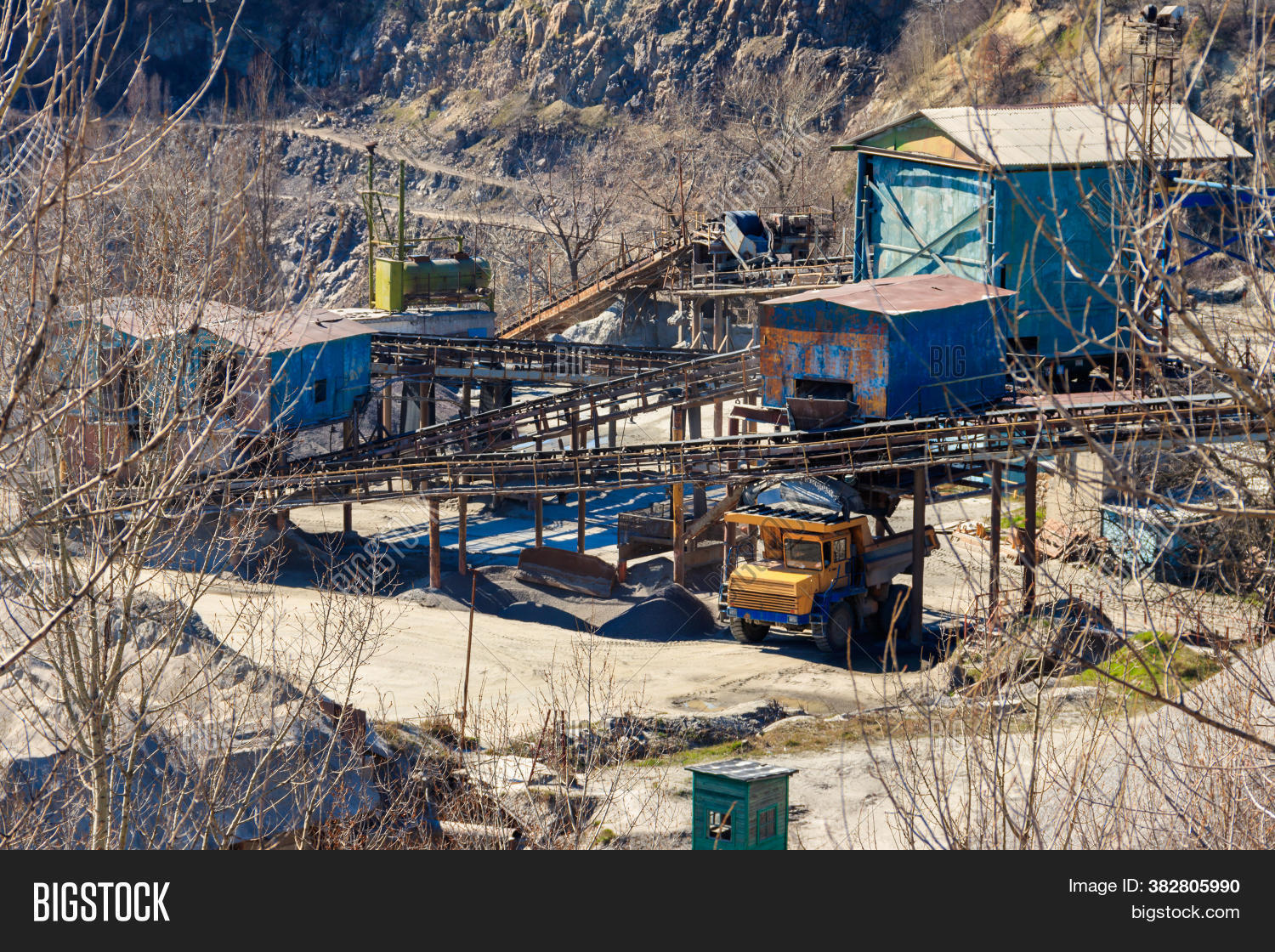 Rock Crusher Machine, Image & Photo (Free Trial) | Bigstock