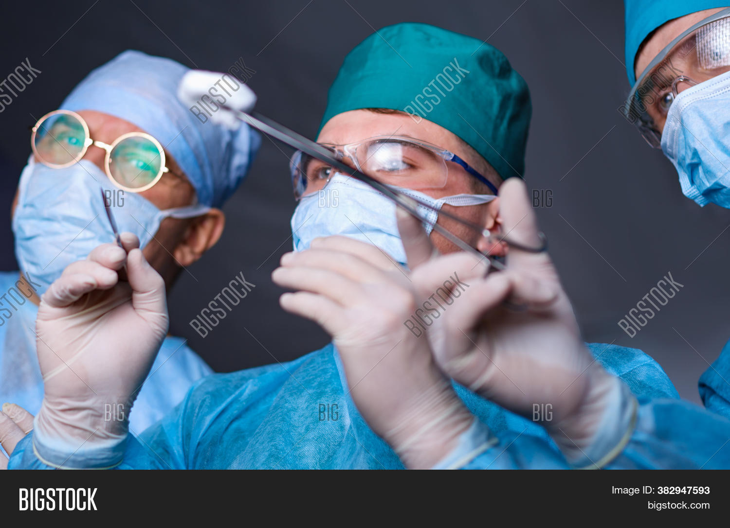 Group Surgeons Work Image & Photo (Free Trial) | Bigstock