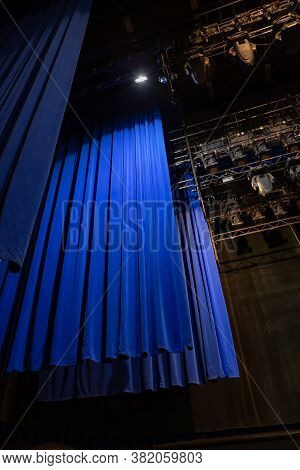 Lights Stage Overhead Image & Photo (Free Trial) | Bigstock