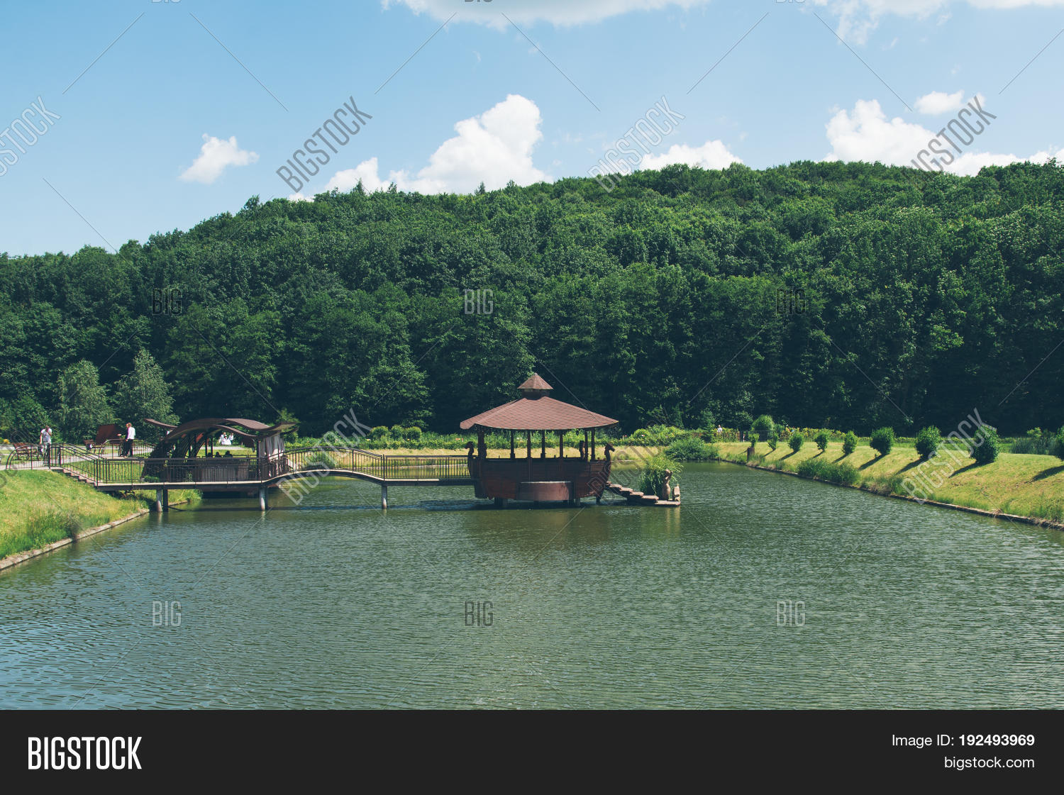Bower Lake 이미지 및 사진(무료 체험) | Bigstock