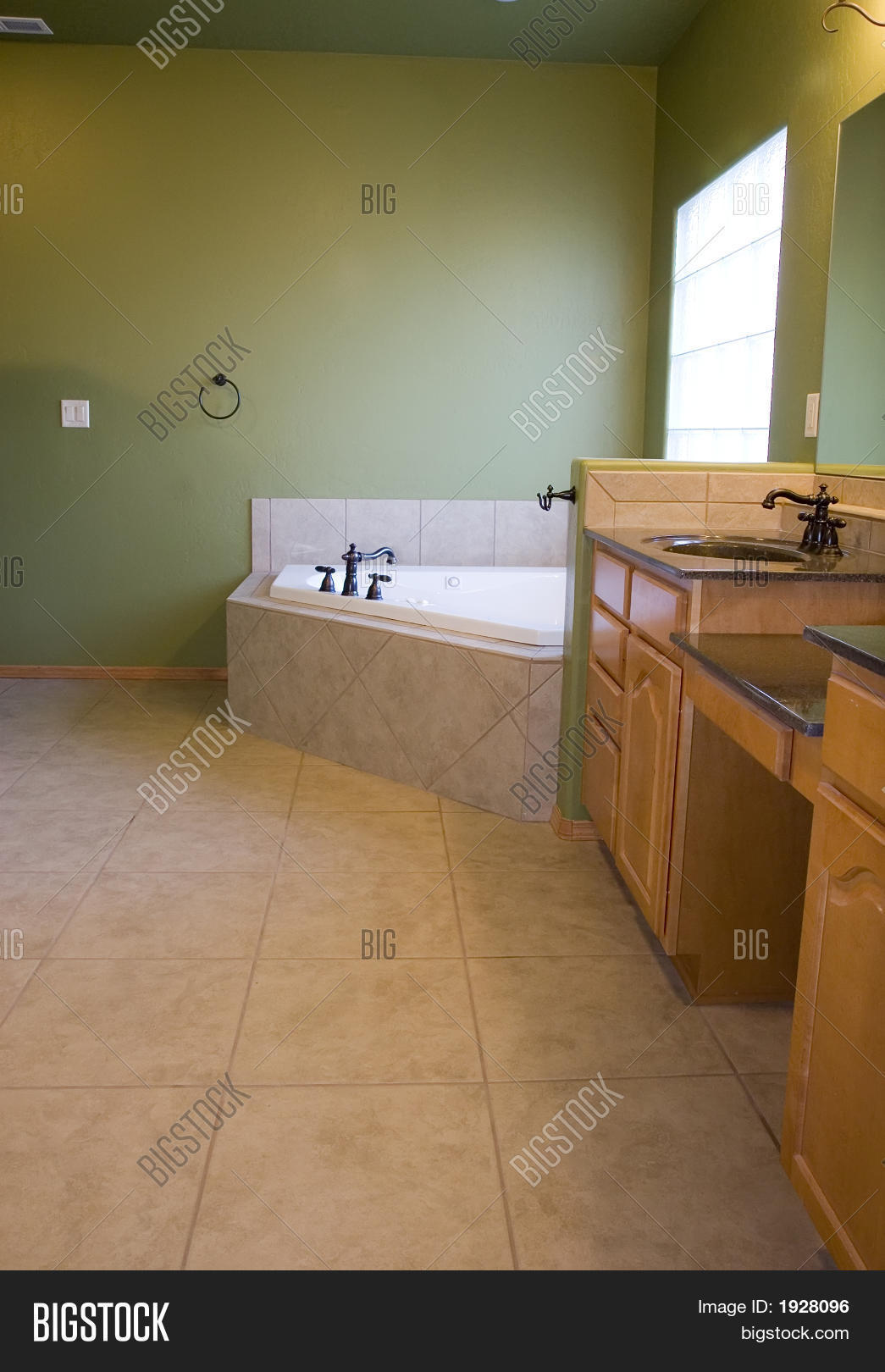 Master Bathroom Image & Photo (Free Trial) | Bigstock