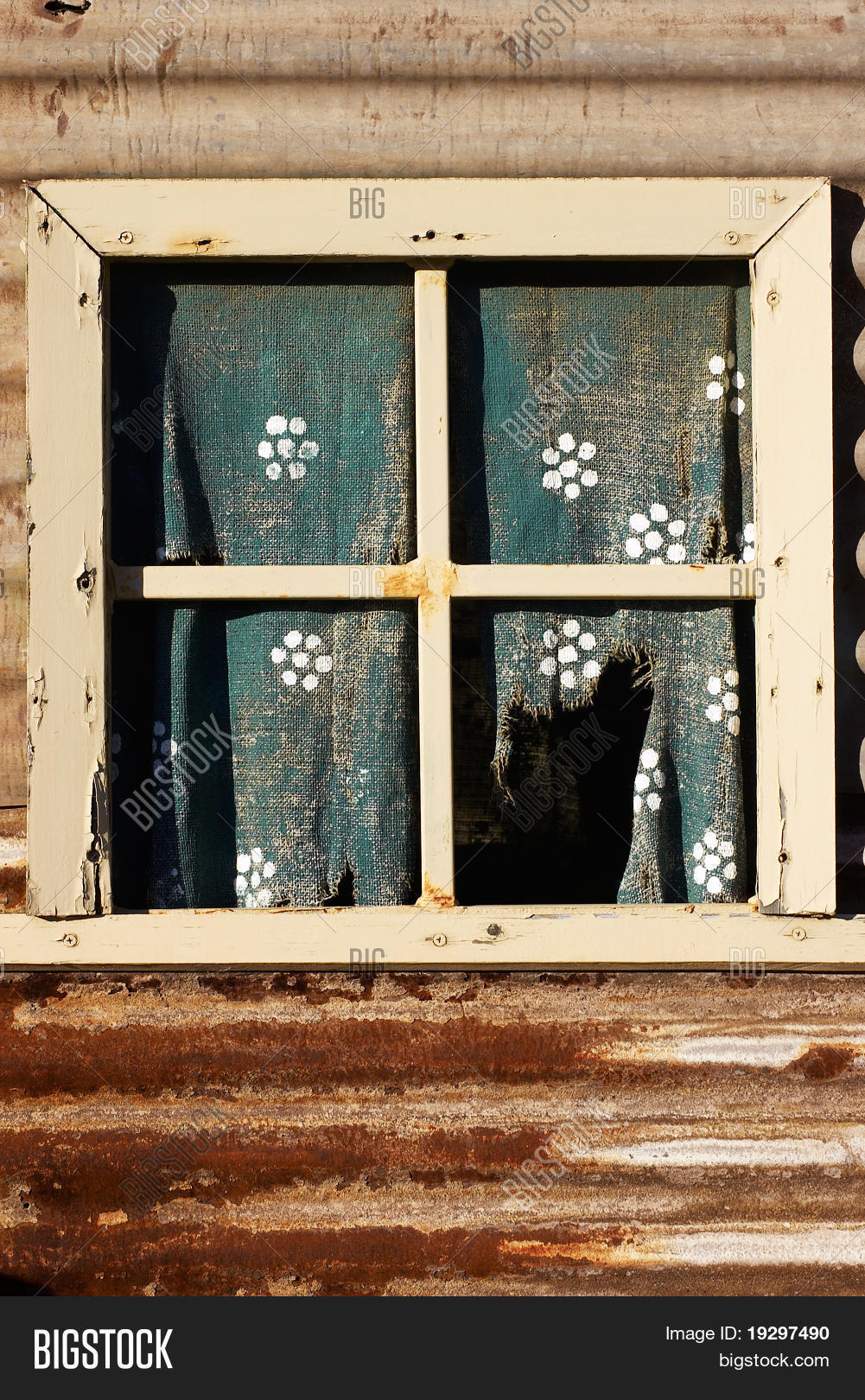 Old Forlorn Window Image & Photo (Free Trial) | Bigstock