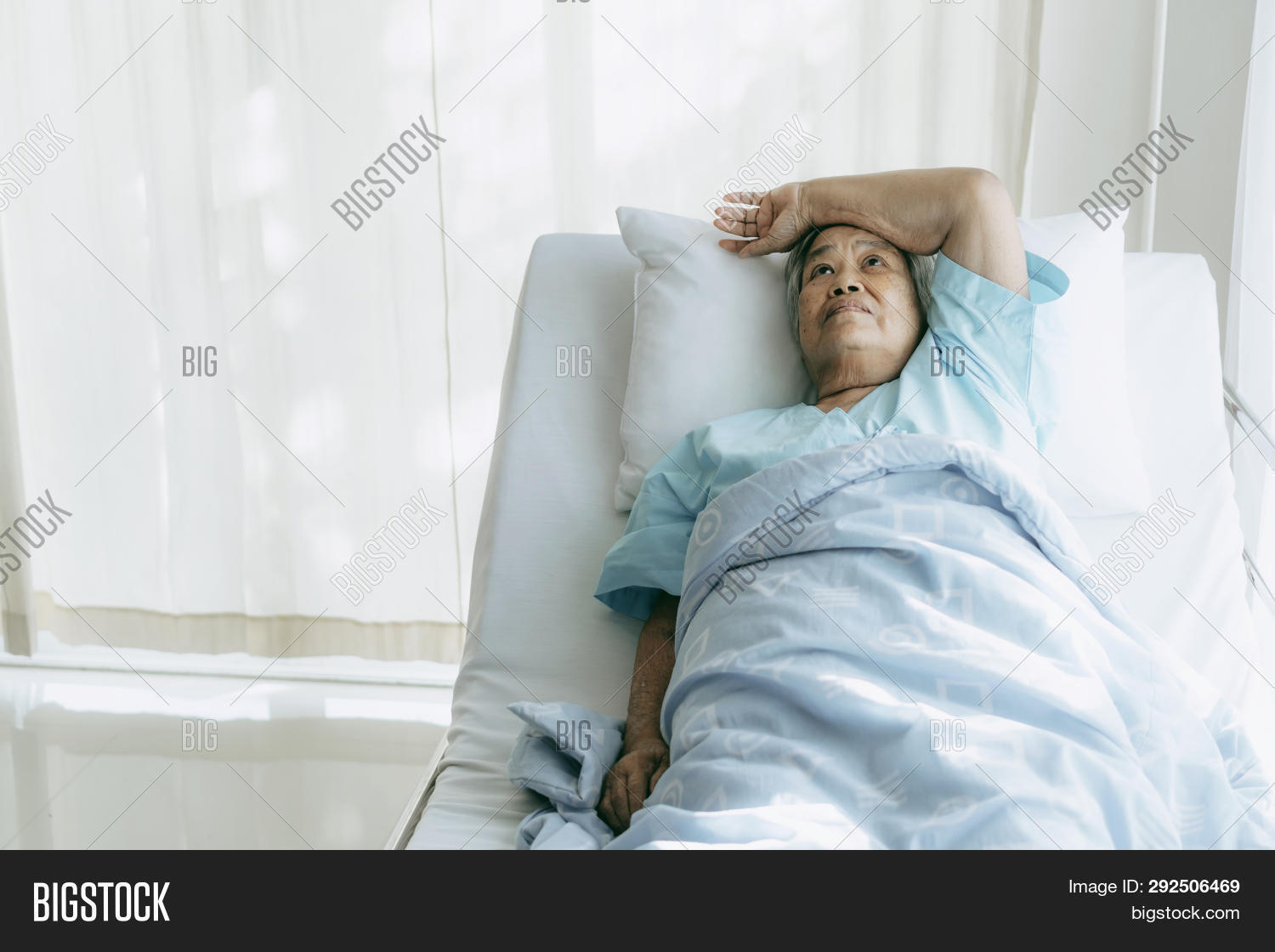 Lonely Elderly Image & Photo (Free Trial) | Bigstock