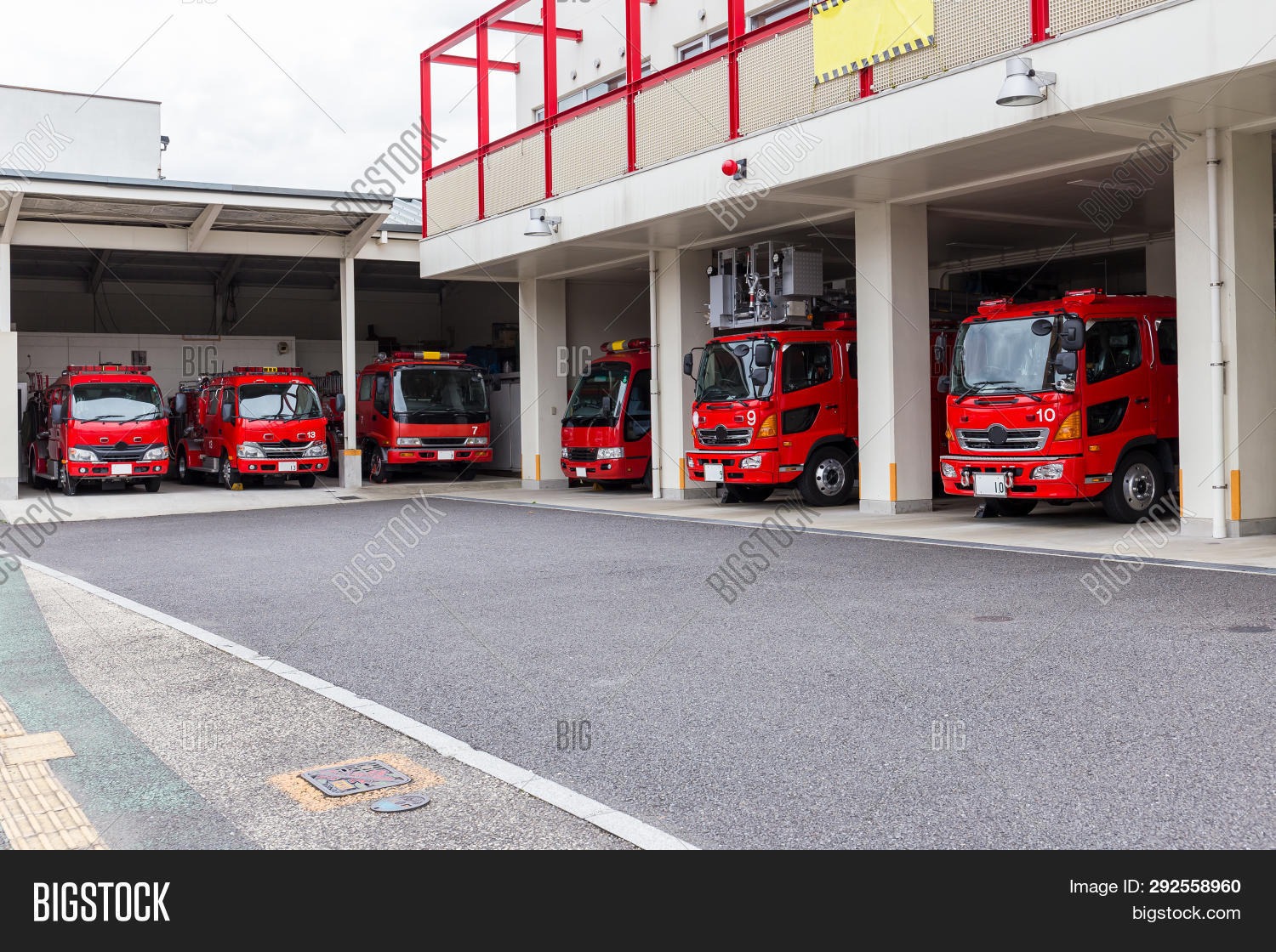 Emergency Fire Service Image & Photo (Free Trial) | Bigstock
