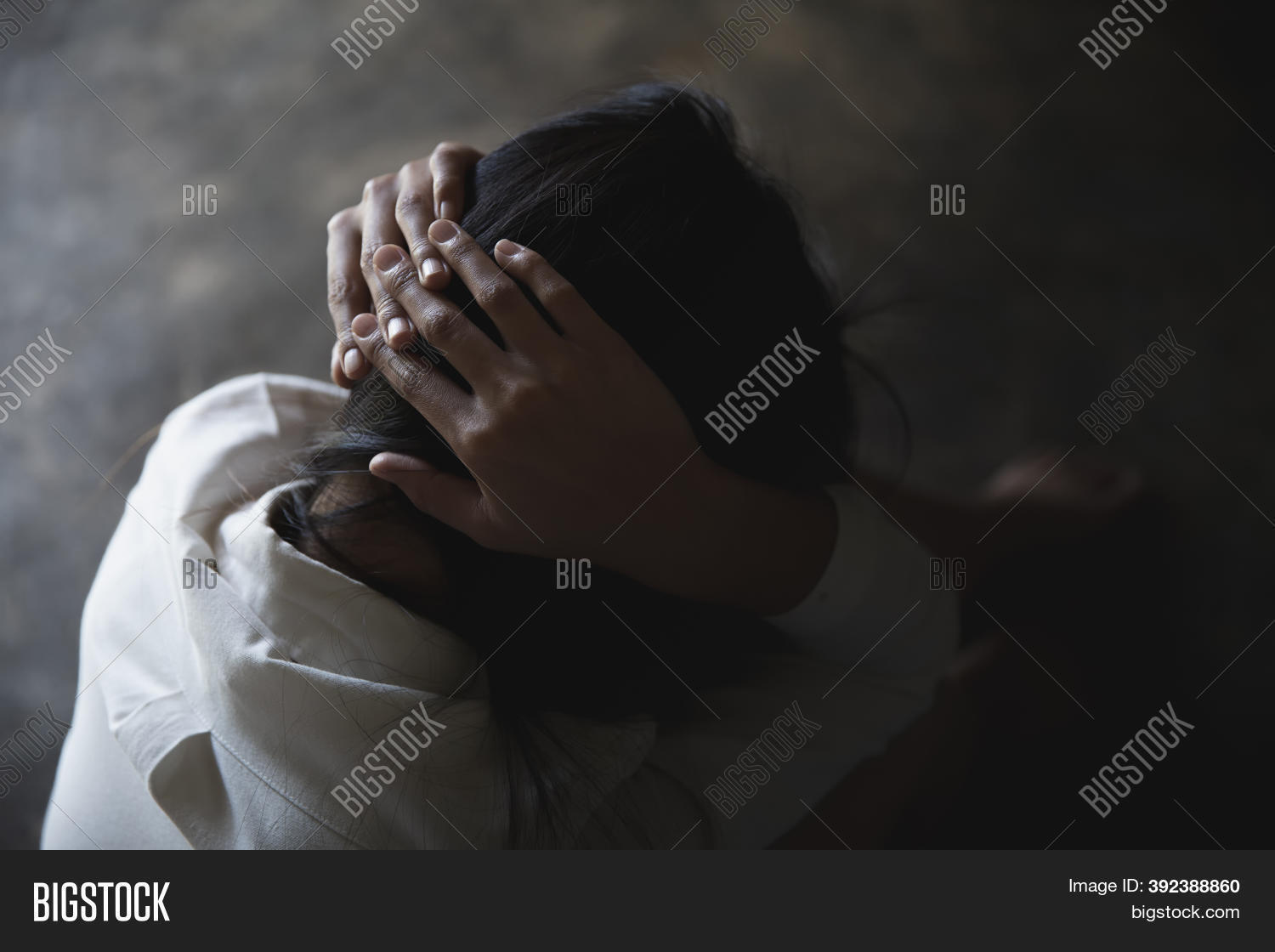 Sad Lonely Girl Crying Image & Photo (Free Trial) | Bigstock