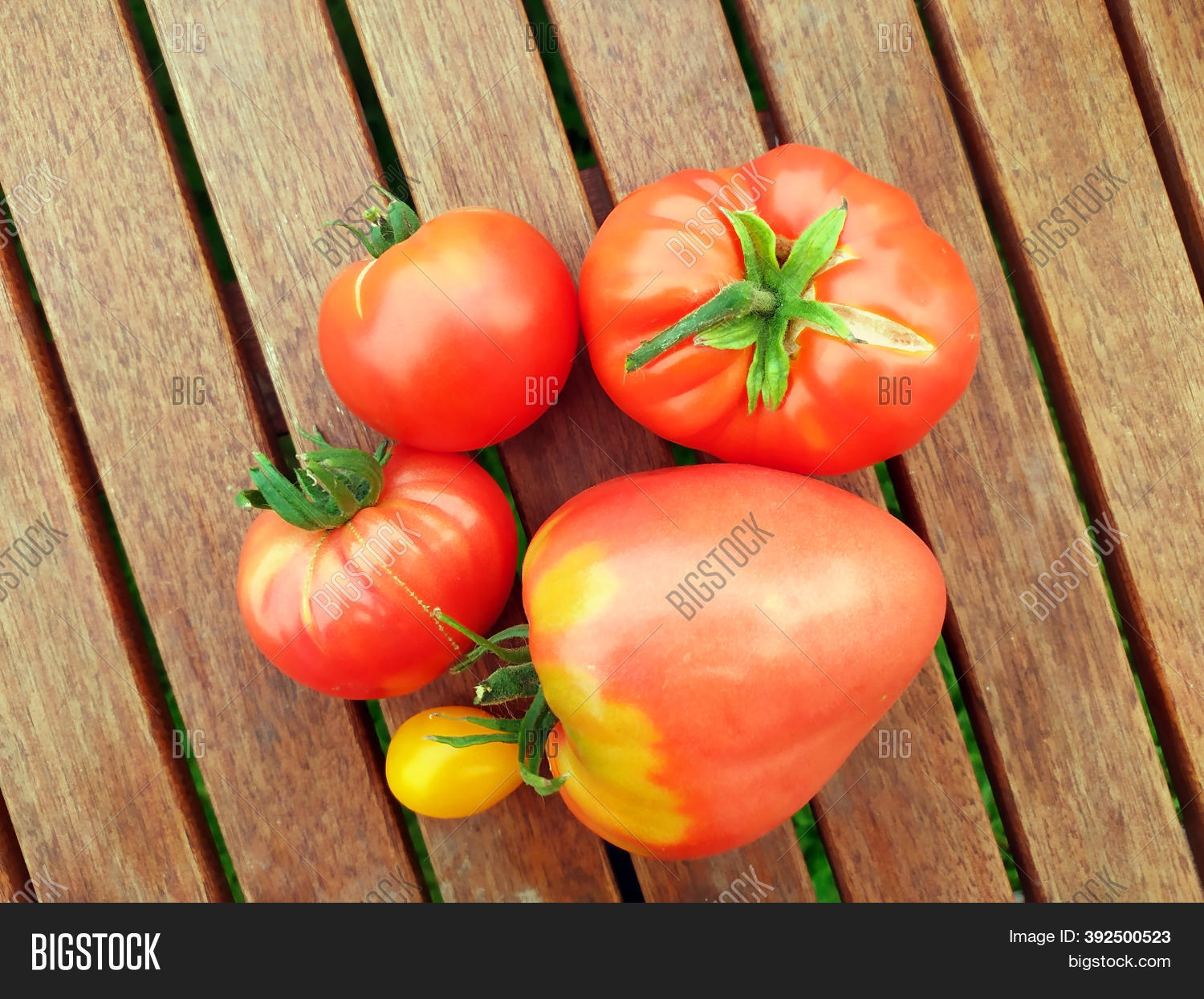 Red Fresh Tomatoes. Image & Photo (Free Trial) | Bigstock
