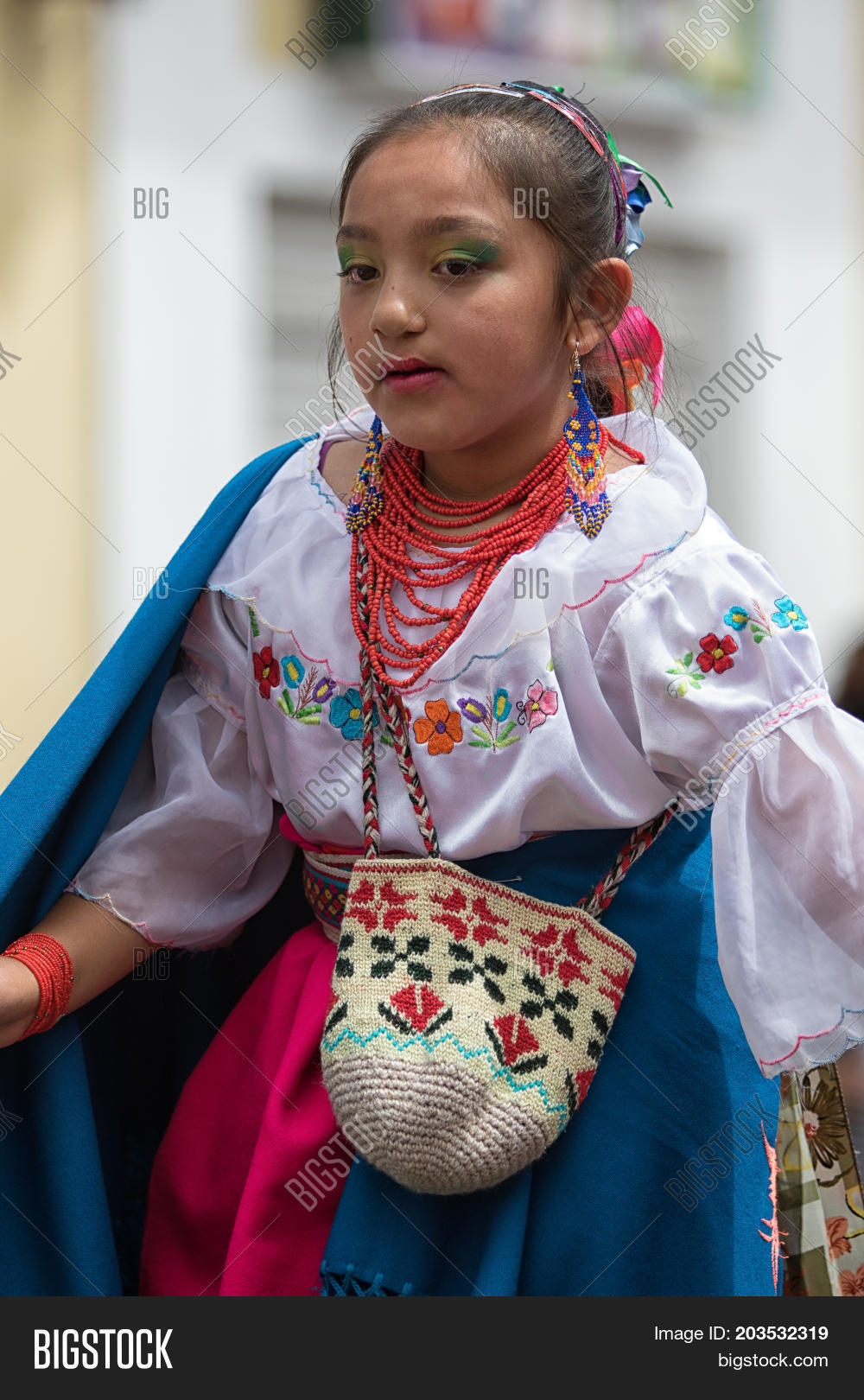 Traditional Ecuadorian Clothing