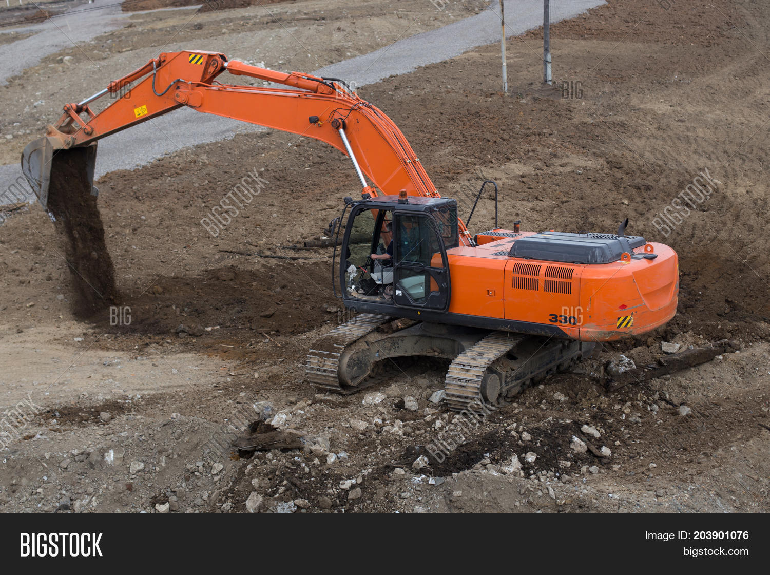Excavator Digging Image & Photo (Free Trial) | Bigstock