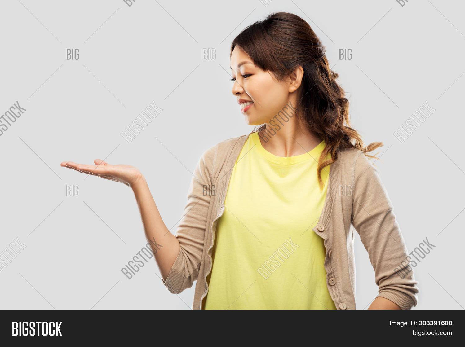 People Advertisement Image & Photo (Free Trial) | Bigstock