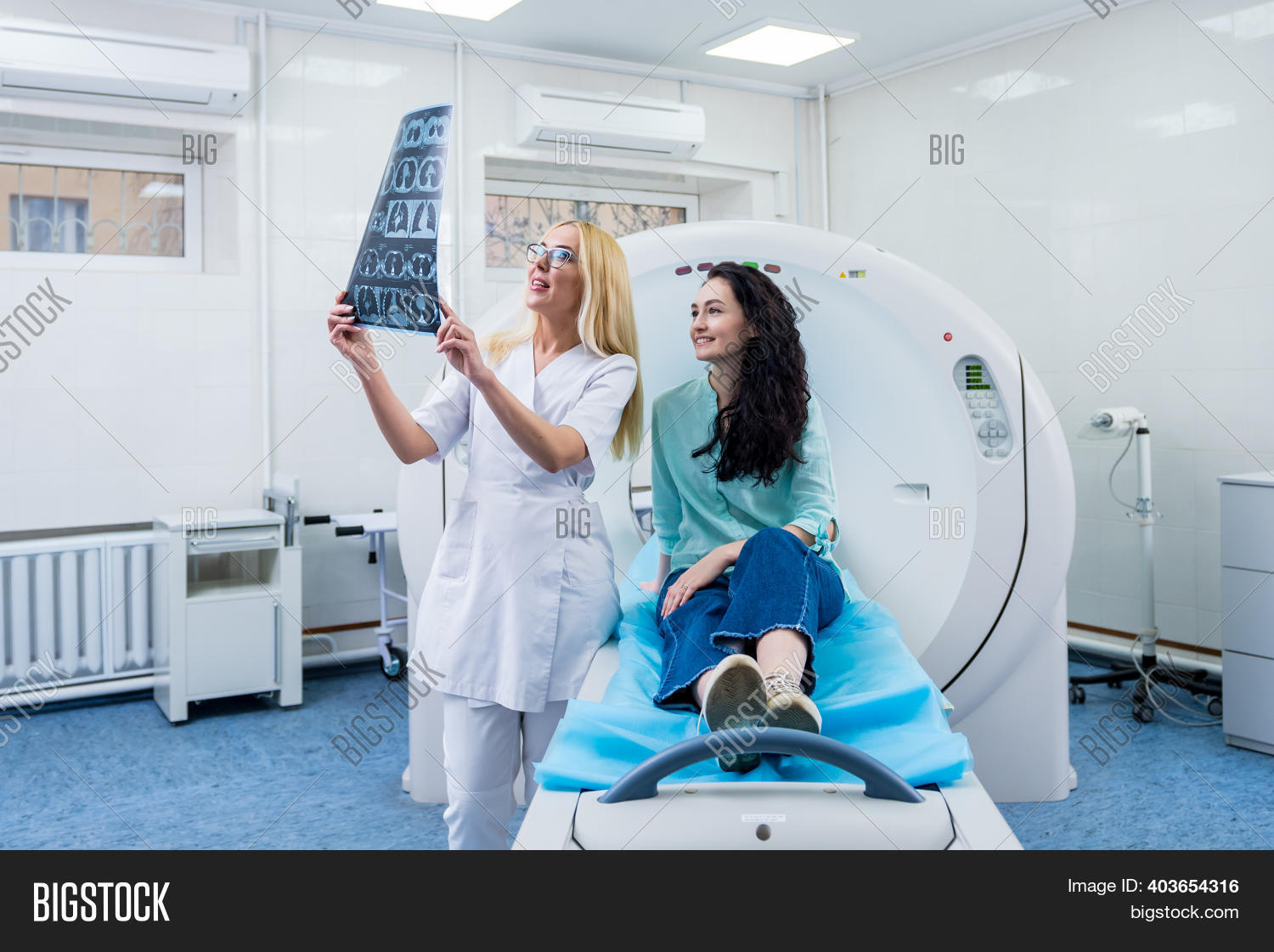 Radiologist Female Image & Photo (Free Trial) | Bigstock
